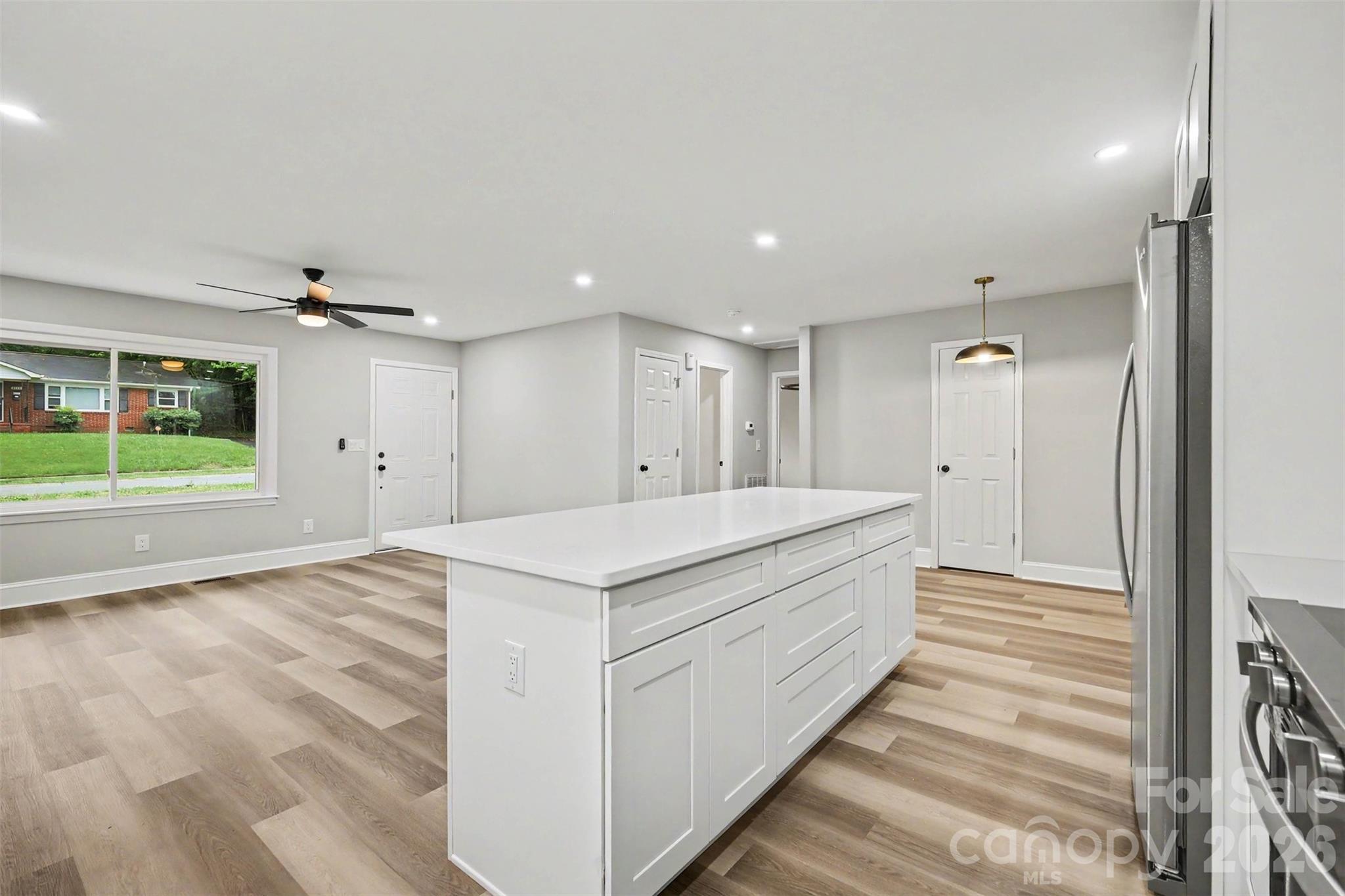 3716 Fieldcrest Road, Charlotte, NC - photo 4 of 20