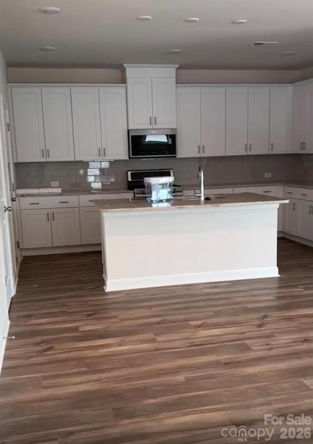 Photo 5 of 11908 Redleaf Drive, Charlotte, NC