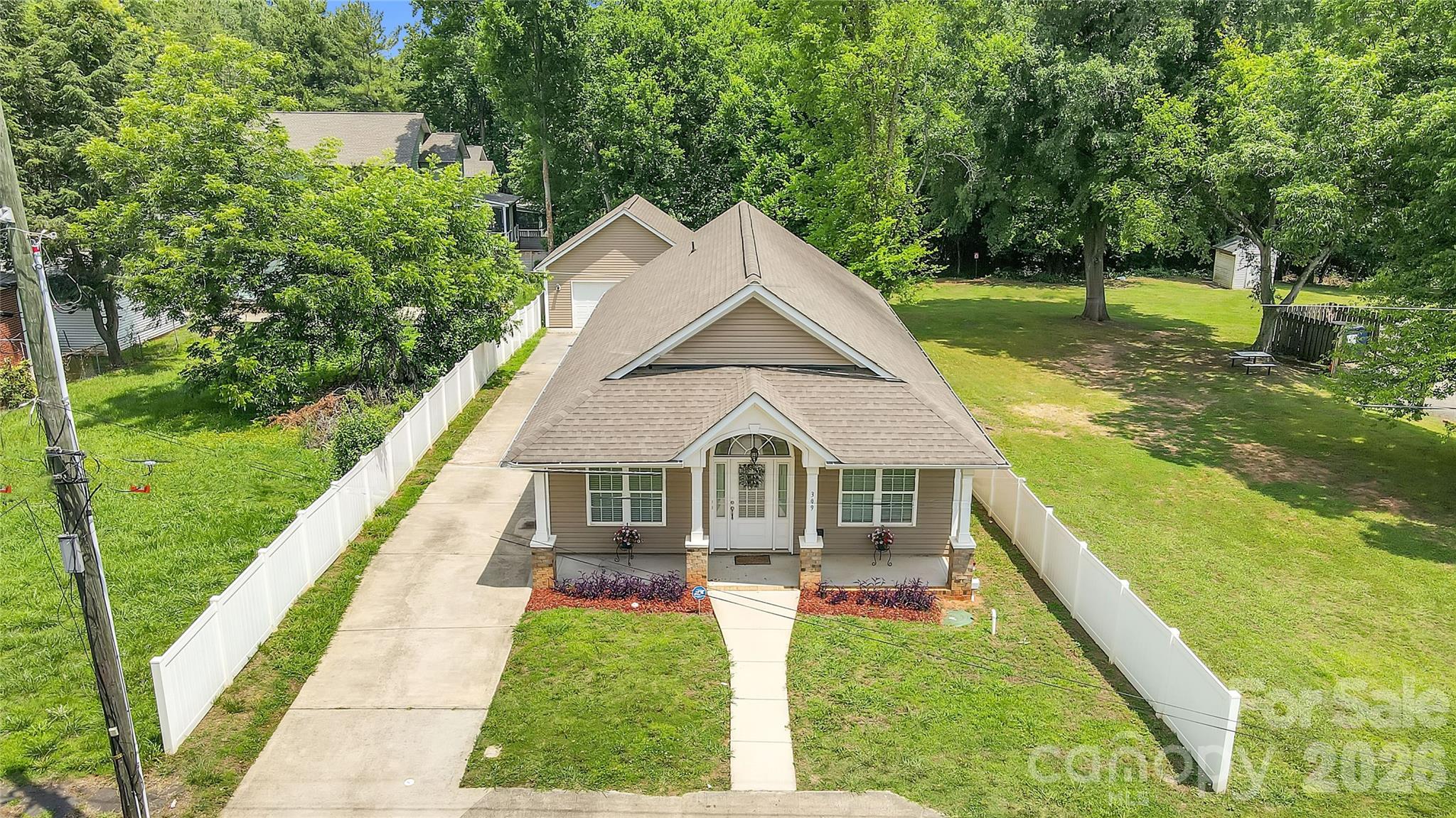 Home for sale at 309 Mill Road, Charlotte, NC — photo 2 of 46