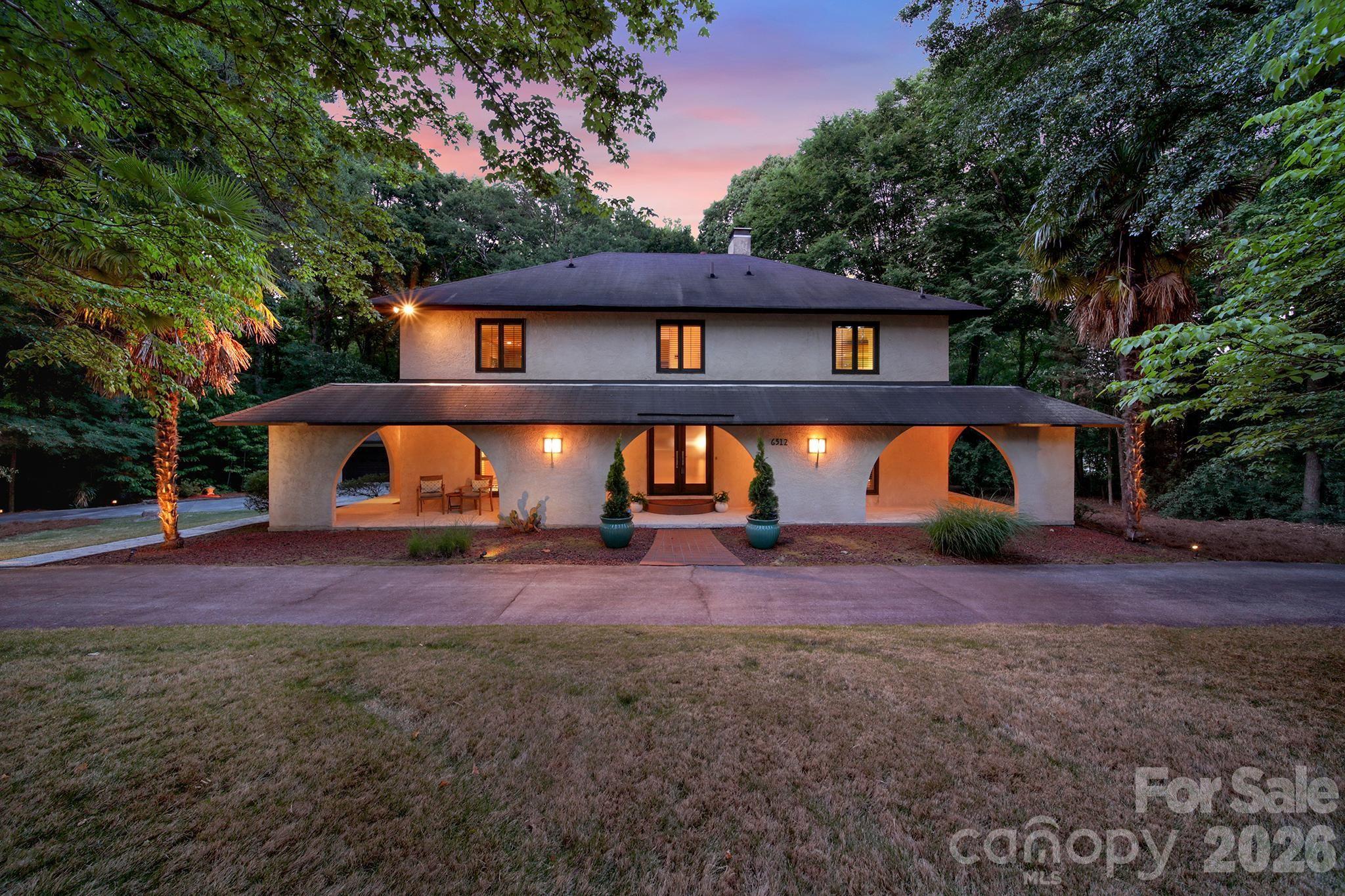 Photo 5 of 6512 Carmel Hills Drive, Charlotte, NC