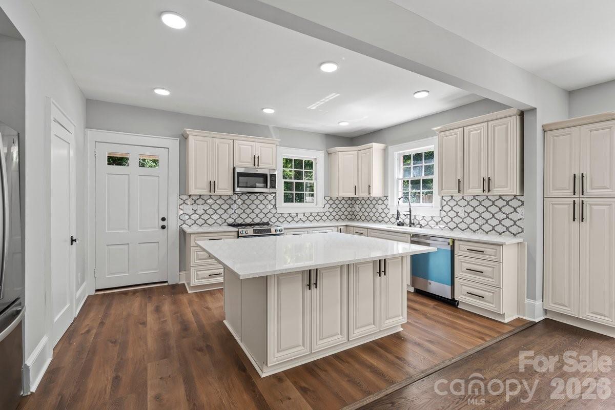 303 Lancaster Avenue, Monroe, NC - photo 11 of 41