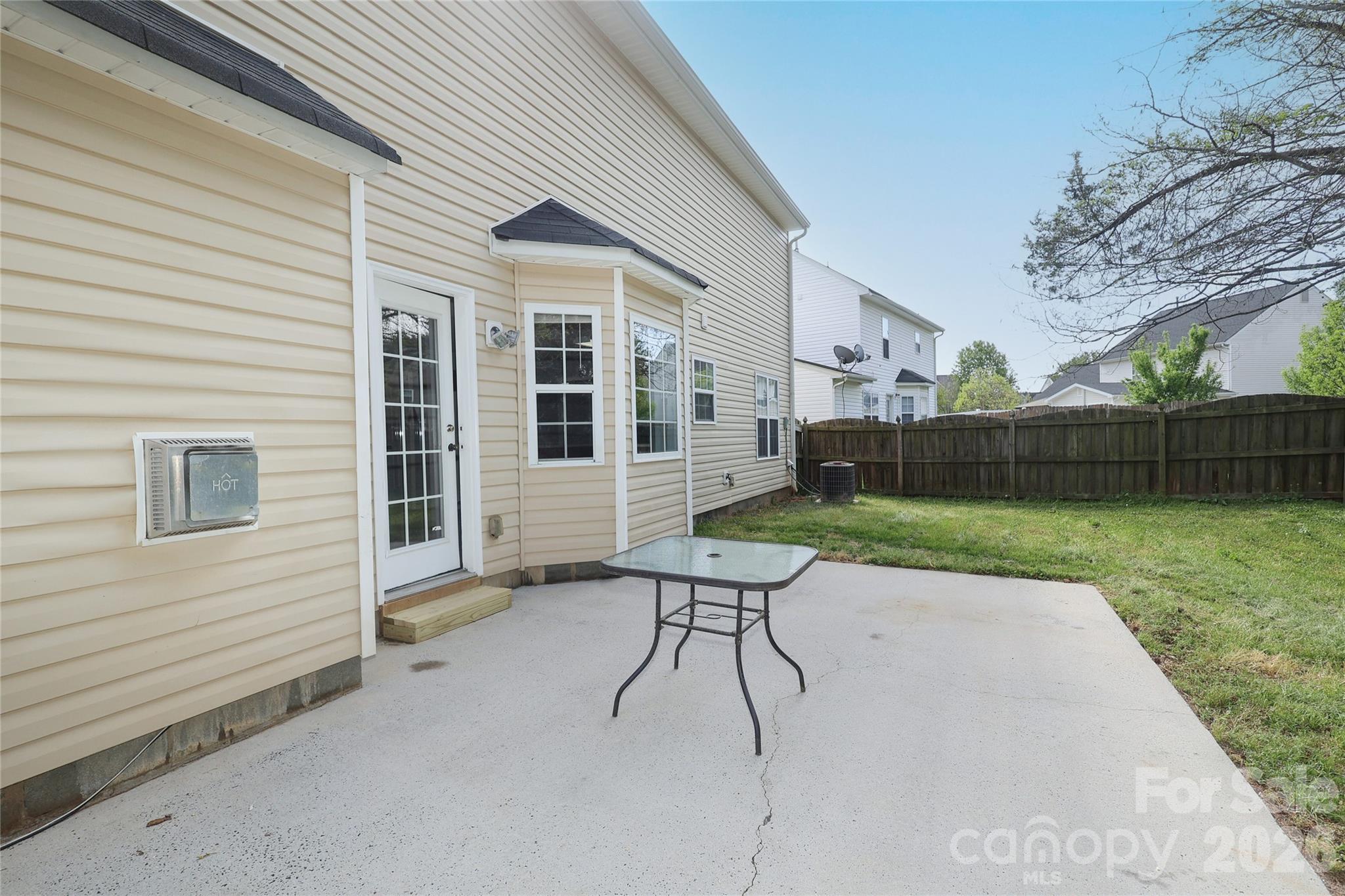 10910 Elm Bend Drive, Charlotte, NC - photo 17 of 41