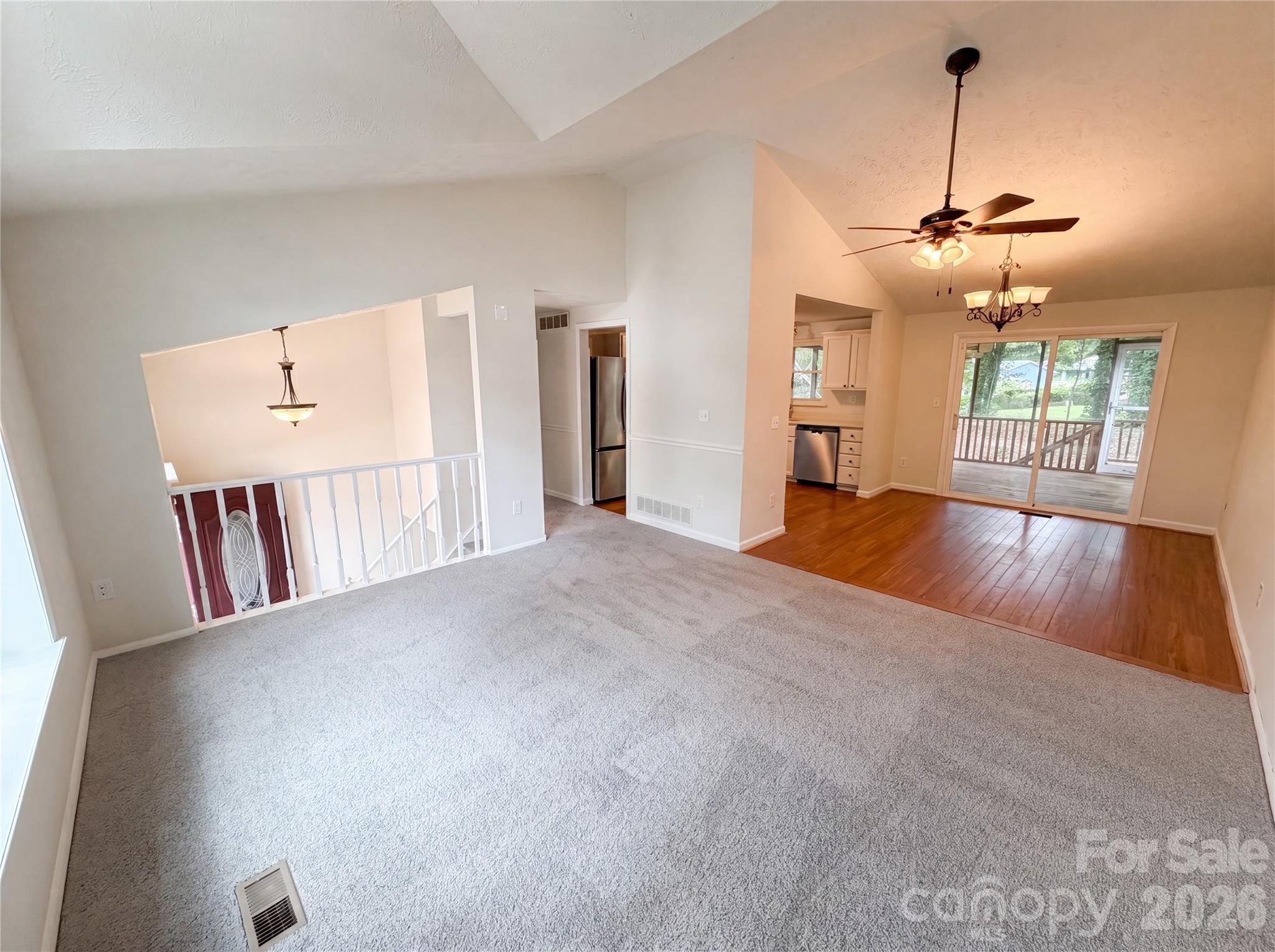 Photo 3 of 7827 Mallen Drive, Charlotte, NC