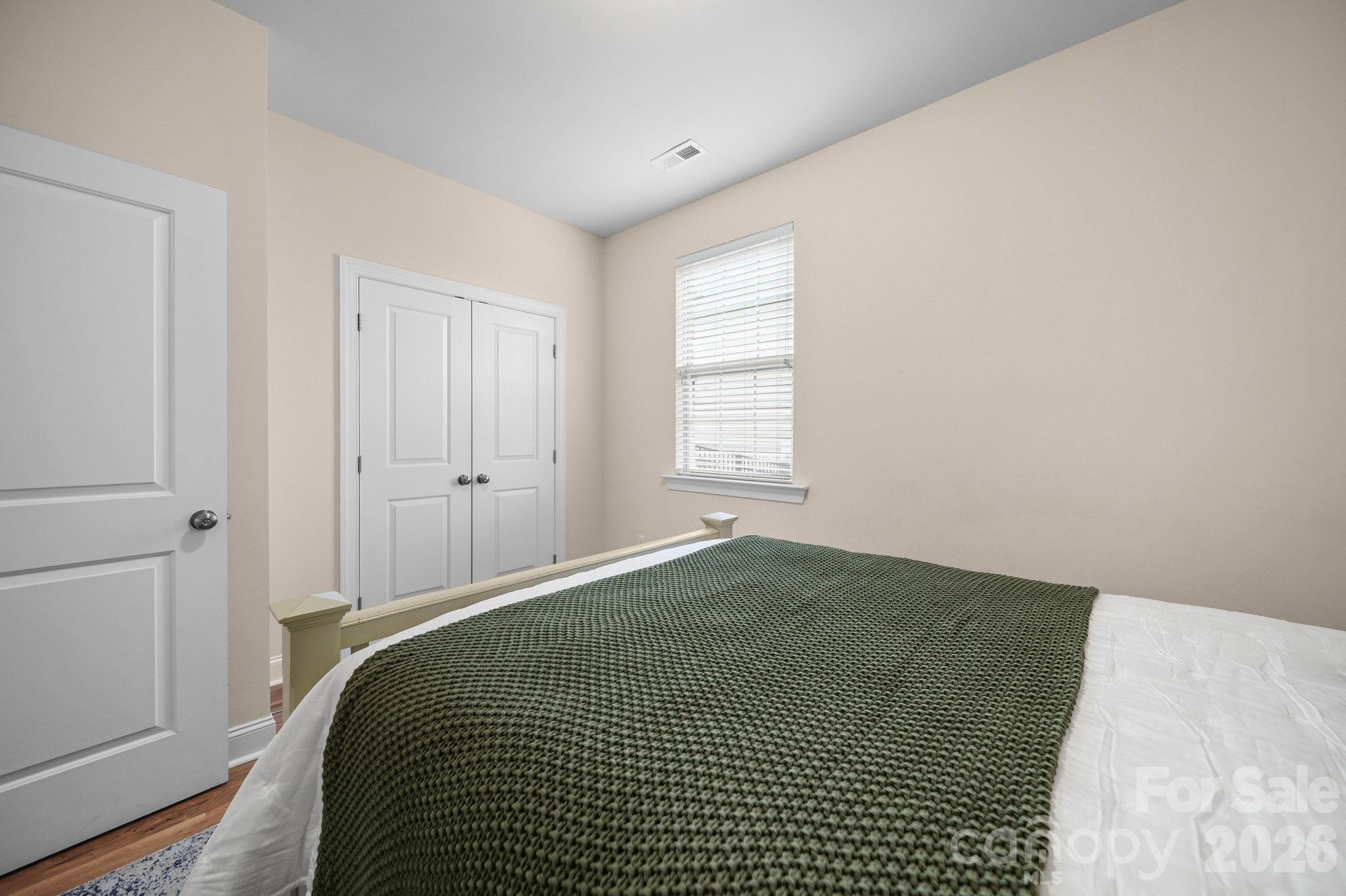 Photo 16 of 17516 Austins Creek Drive, Charlotte, NC