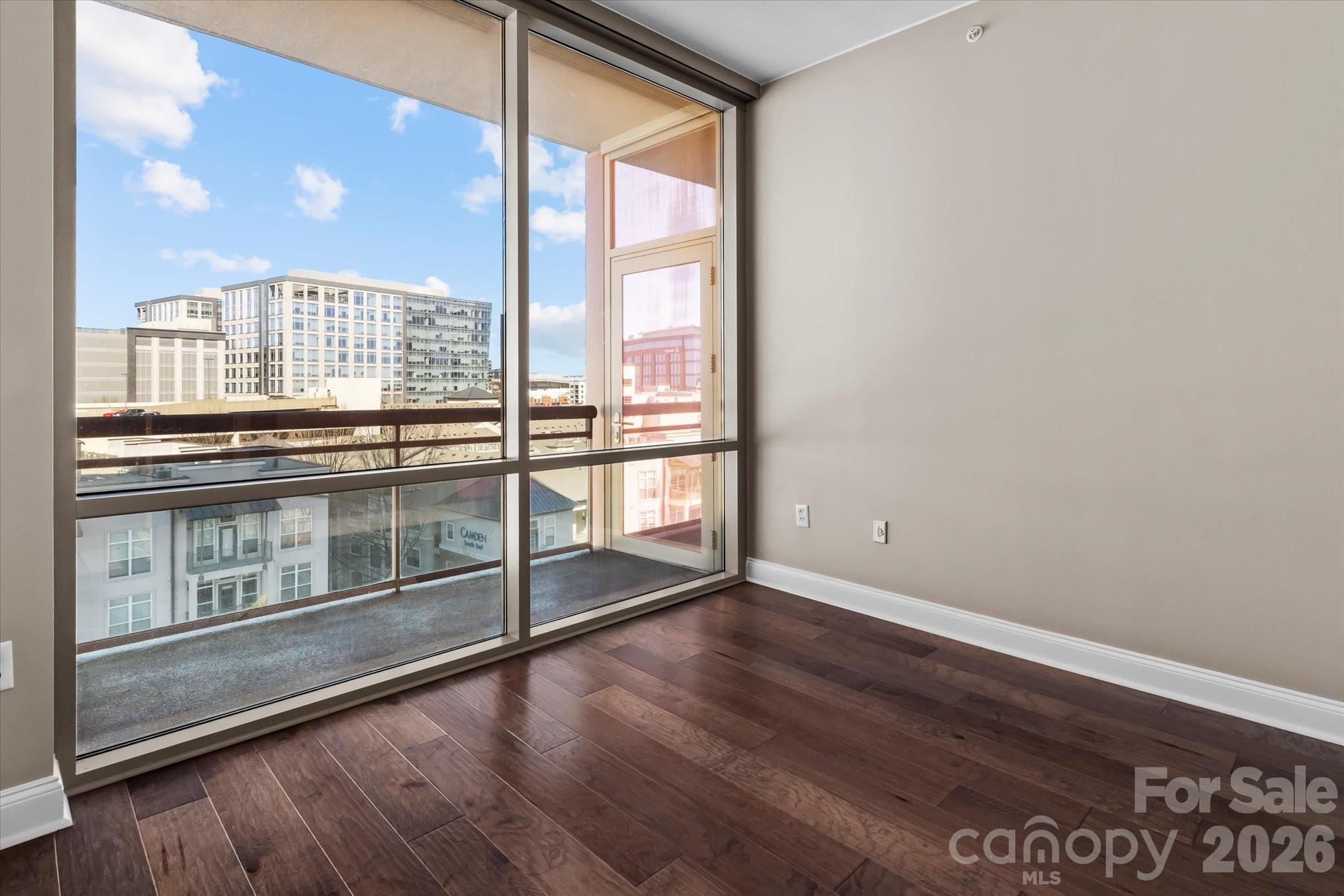 Photo 17 of 315 Arlington Avenue906, Charlotte, NC