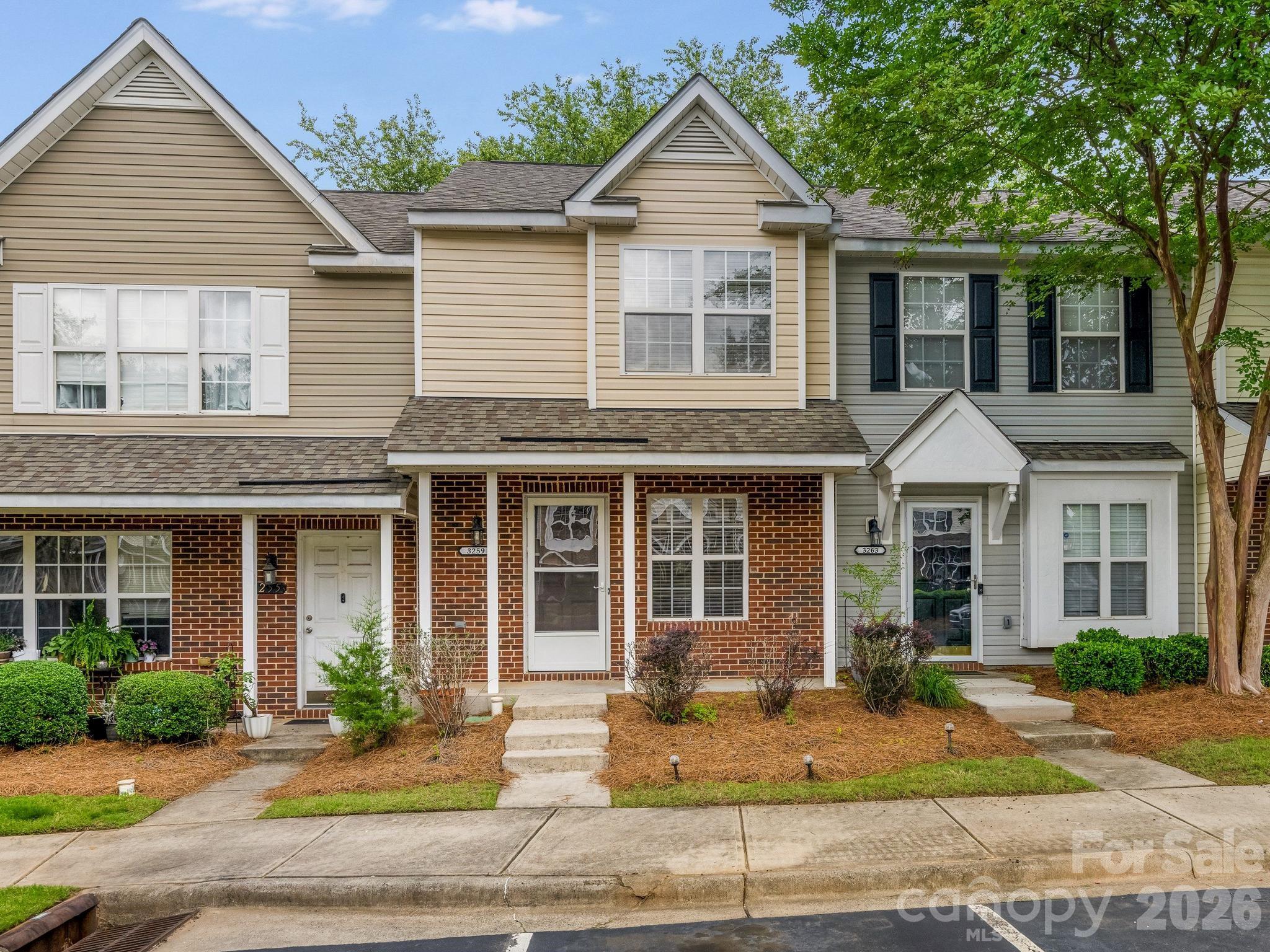 Home for sale at 3259 Blythe Ridge Court, Charlotte, NC — photo 1 of 15