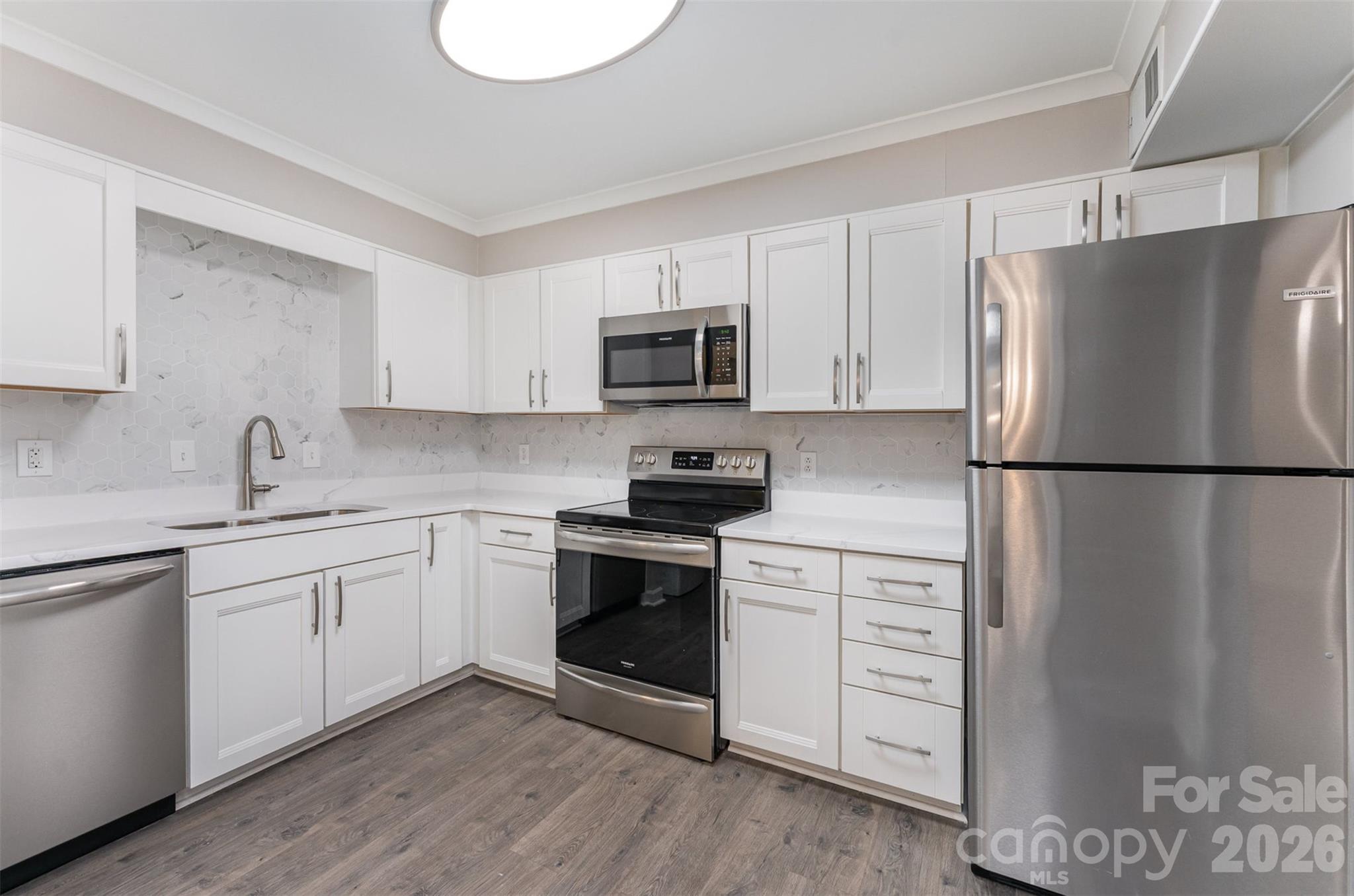 Photo 9 of 7026 Quail Hill Road, Charlotte, NC