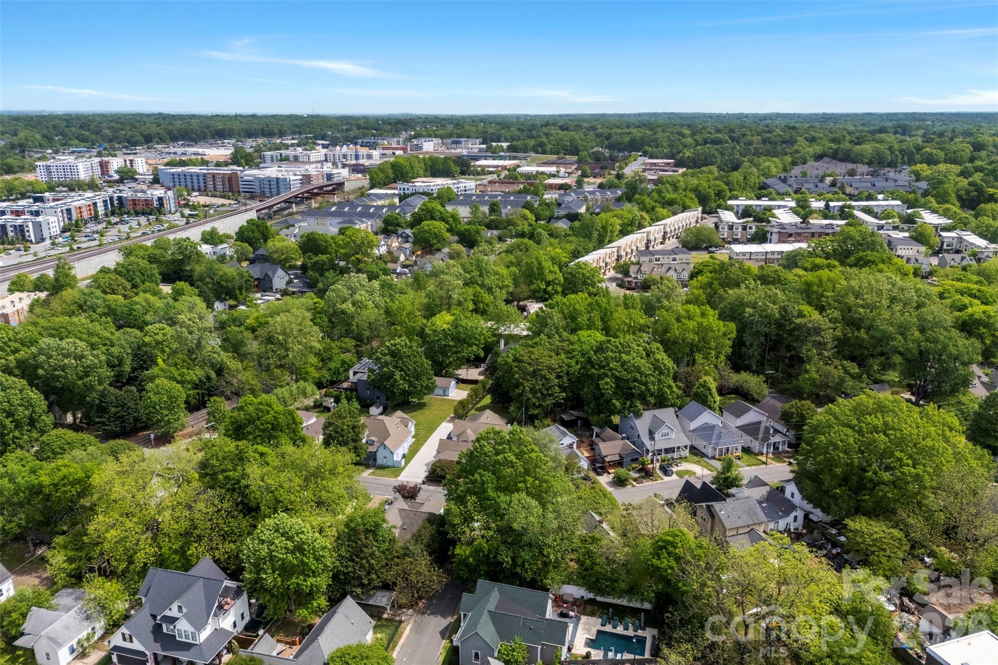 Photo 10 of 700 E 37th Street, Charlotte, NC