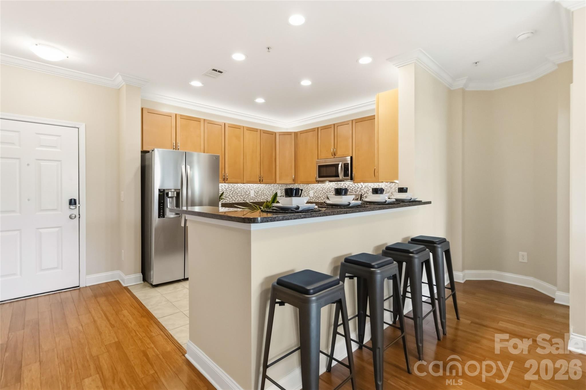 Photo 9 of 1000 E Woodlawn Road314, Charlotte, NC