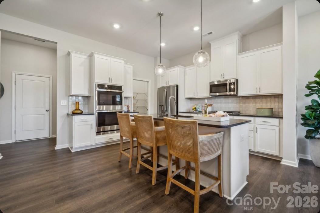 Photo 5 of 21209 Lake Run Drive, Charlotte, NC