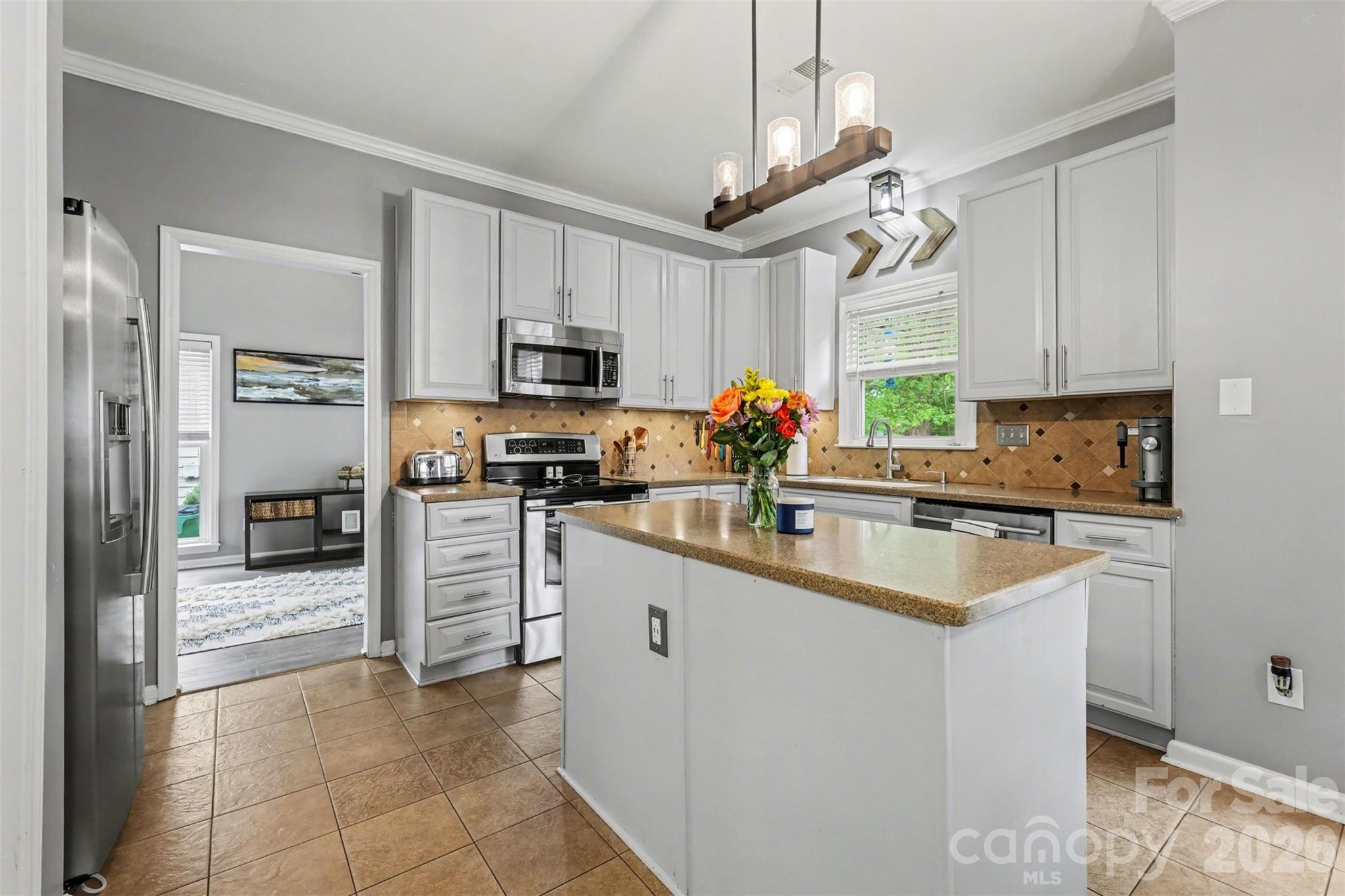 Photo 11 of 8910 Castlebay Drive, Charlotte, NC