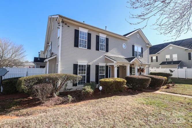 Photo 4 of 1109 Triece Lane, Charlotte, NC