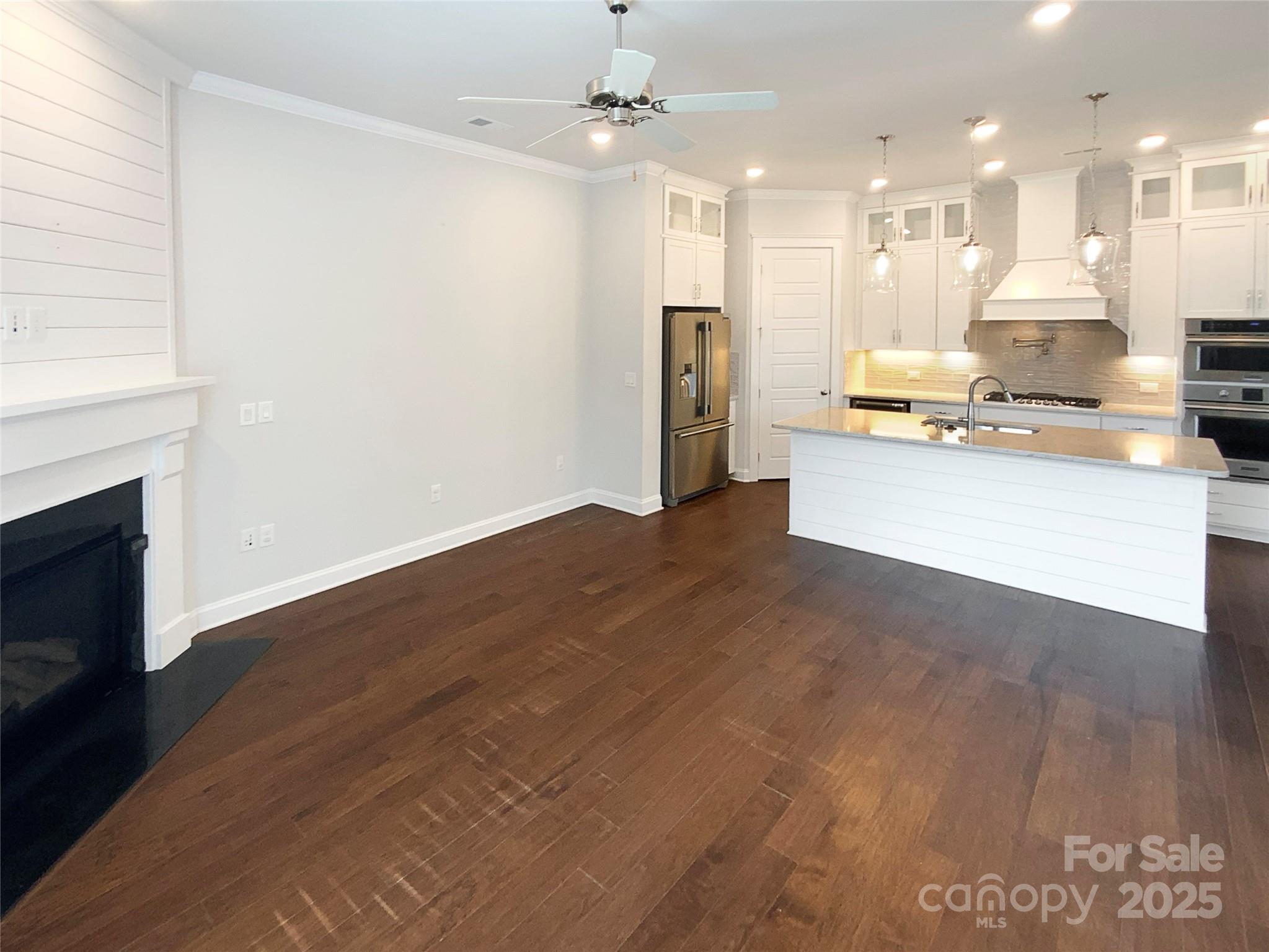 Photo 7 of 11005 Cobb Creek Court, Charlotte, NC