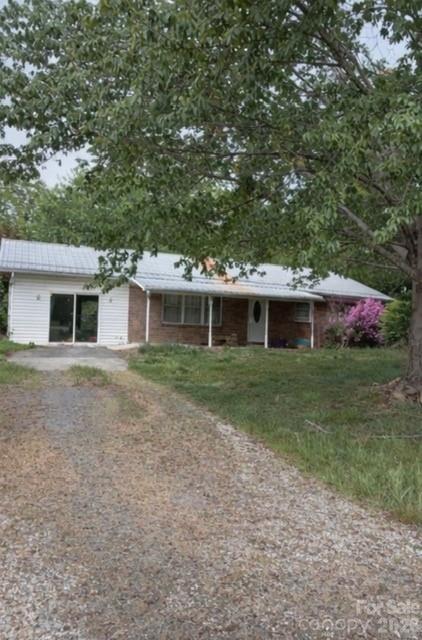 9839 W Pine Street, Lowgap, NC