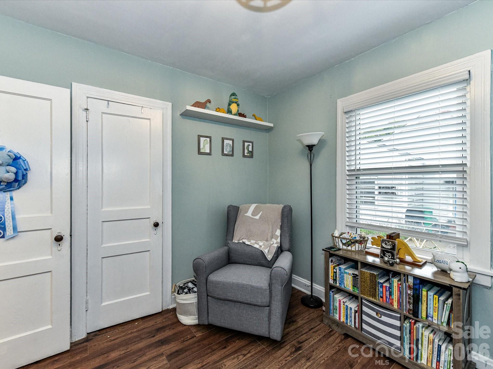 Photo 9 of 1240 Skyview Road, Charlotte, NC