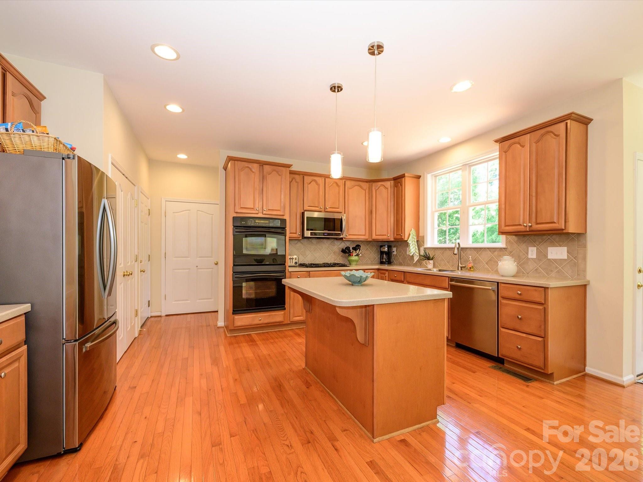 2172 Woodstream Road, Harrisburg, NC - photo 10 of 46