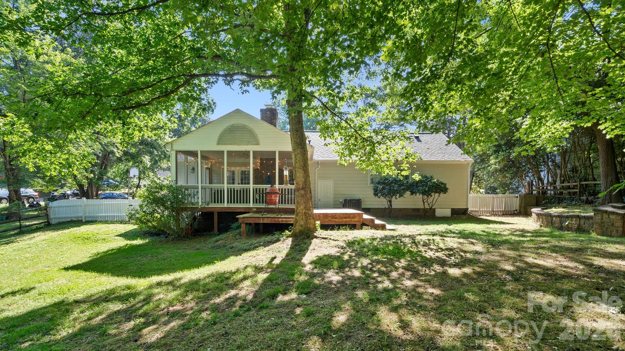 Photo 26 of 9608 Watergate Road, Charlotte, NC