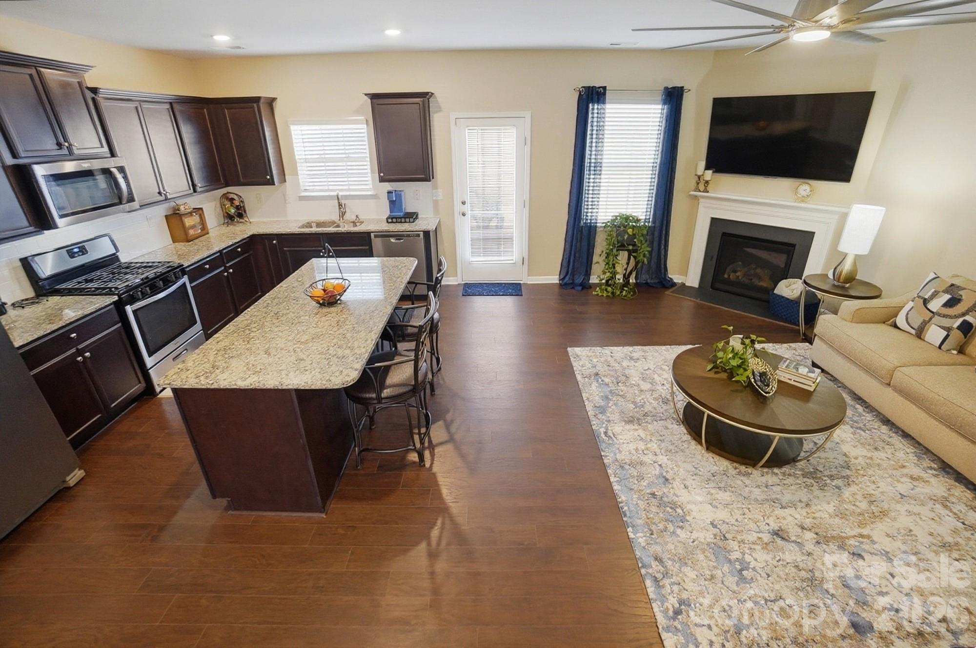 Photo 10 of 10630 Bradstreet Commons Way, Charlotte, NC