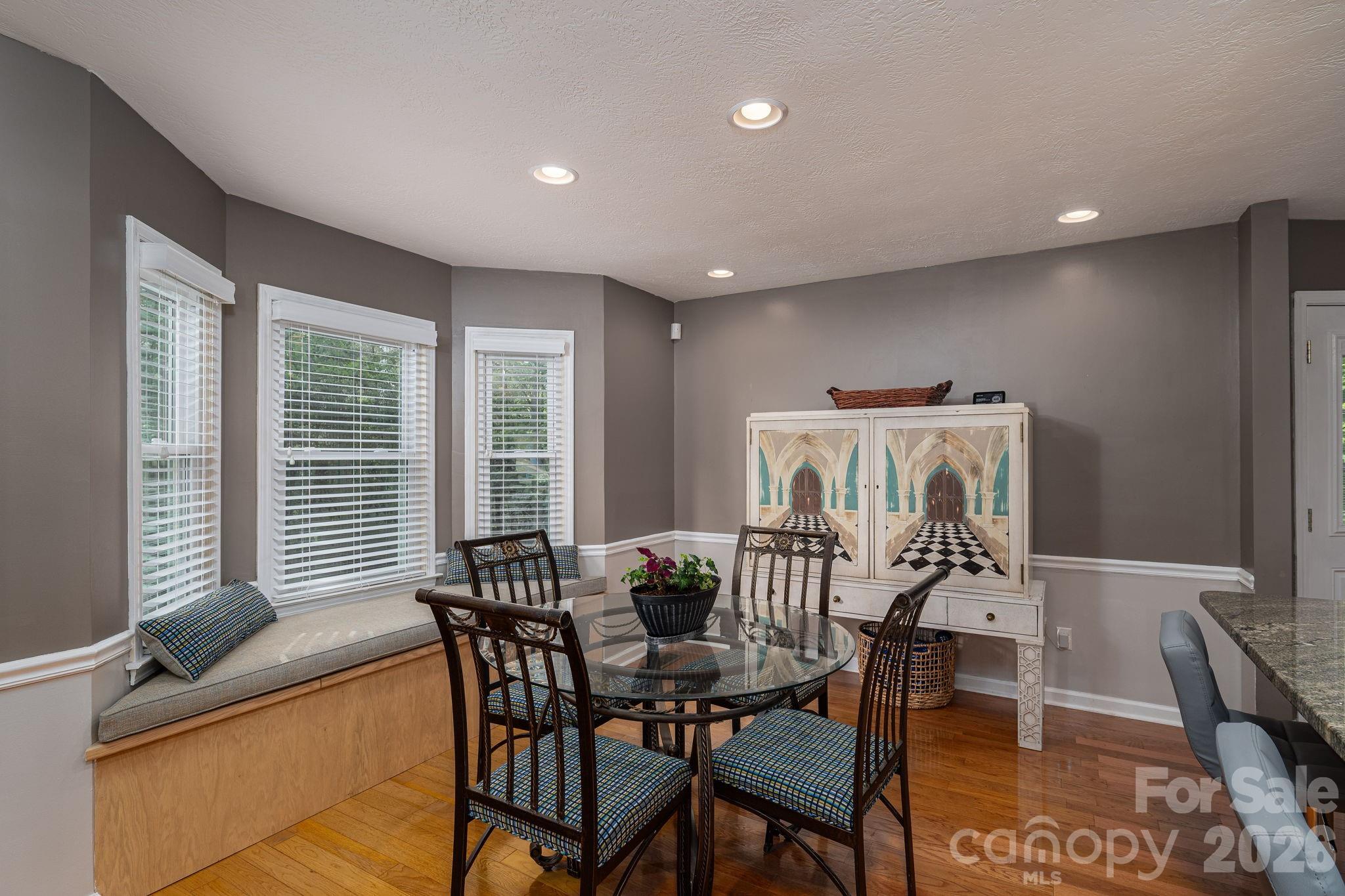 6097 Tuckborough Road, Hickory, NC - photo 13 of 48