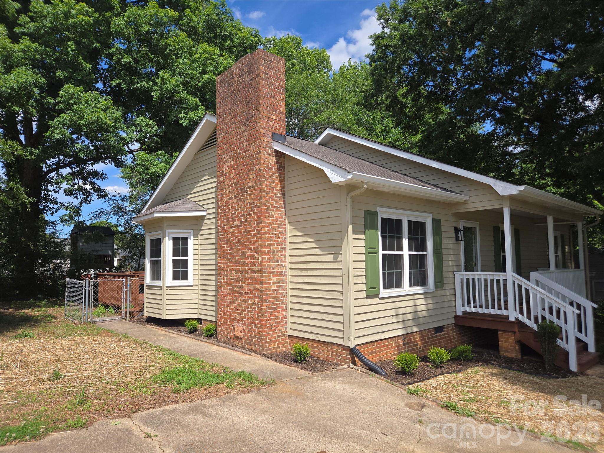 Photo 2 of 2306 Firmin Court, Gastonia, NC
