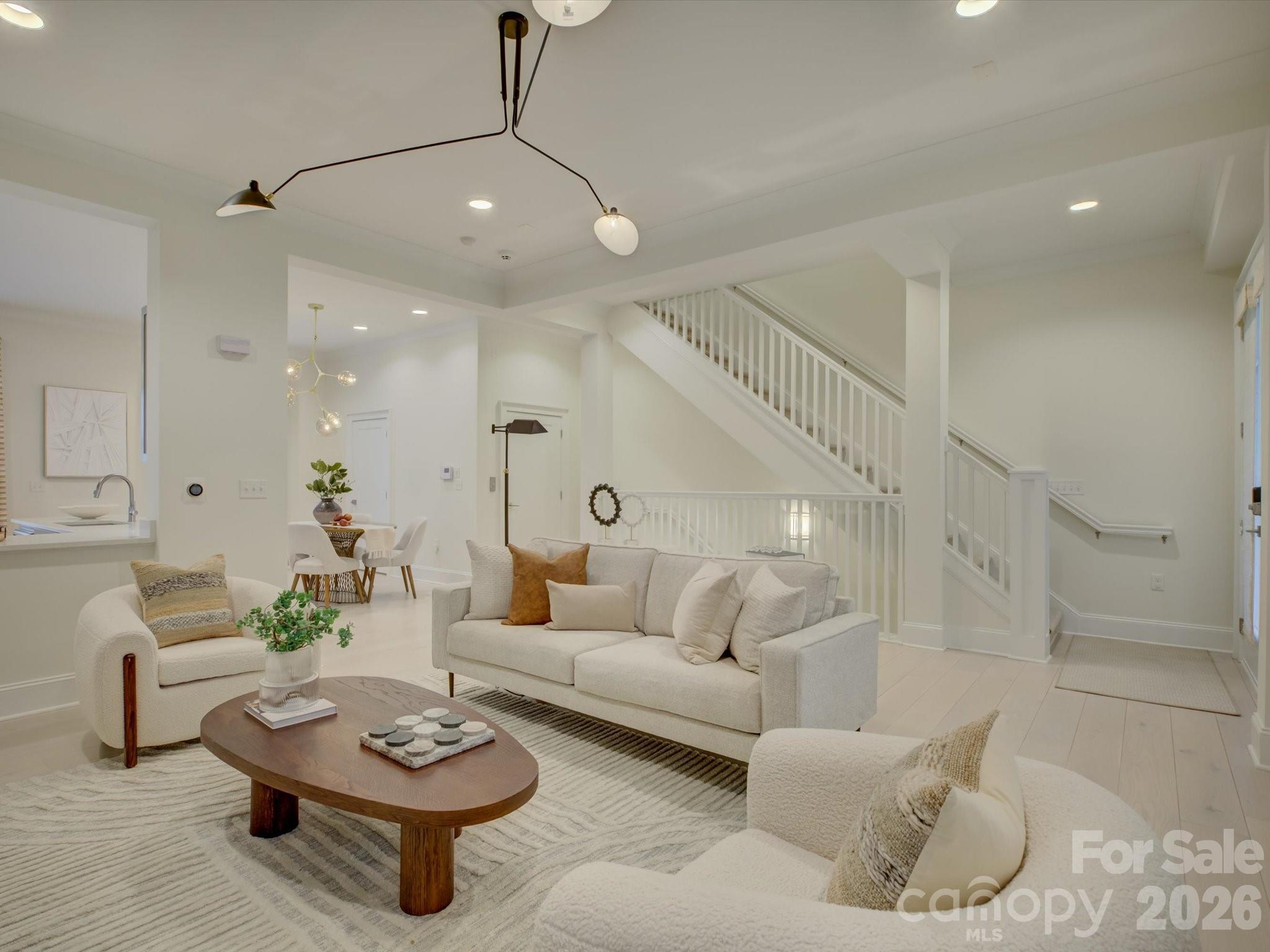 Photo 6 of 335 E Tremont Avenue, Charlotte, NC