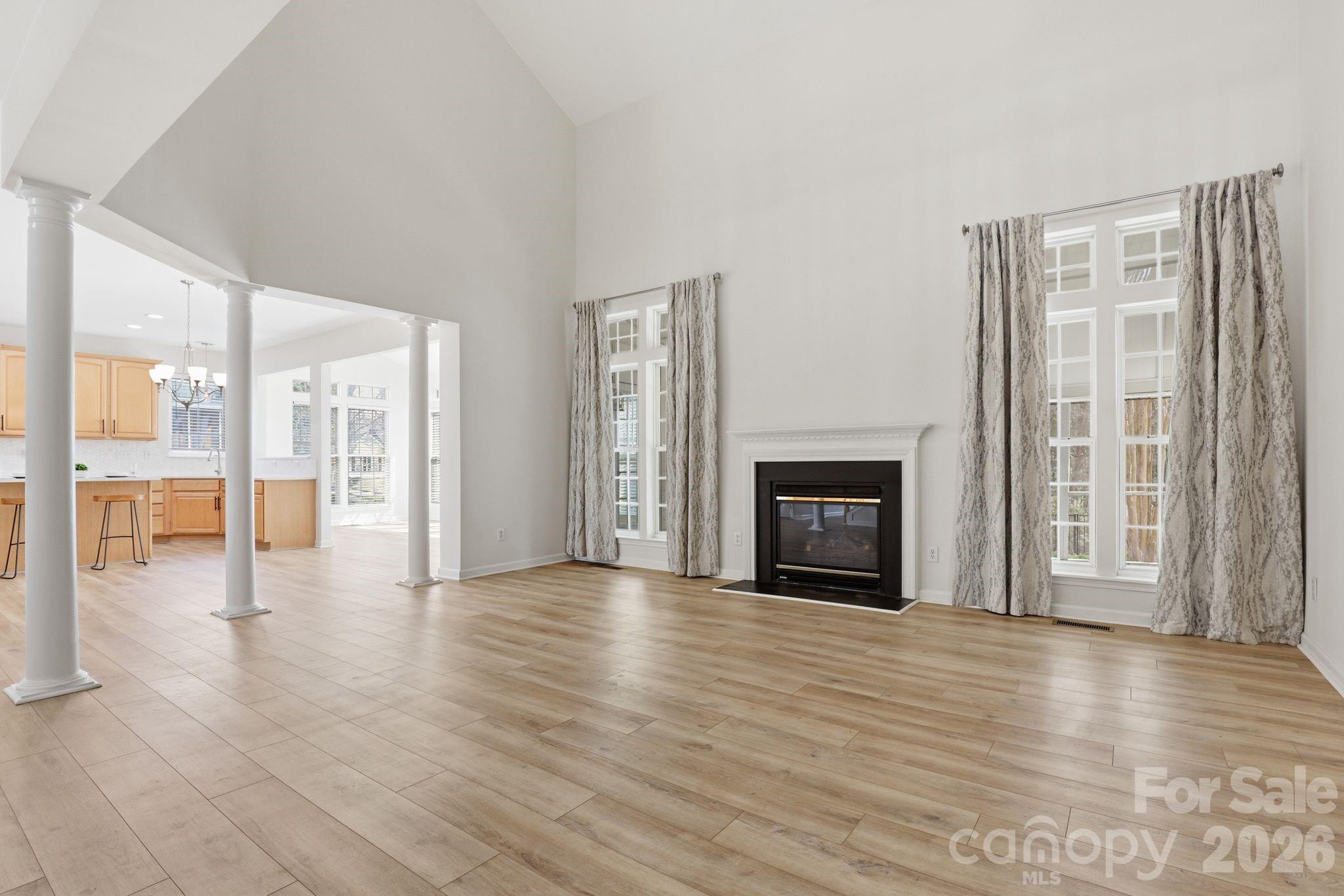 Photo 9 of 3909 Meadow Green Drive, Charlotte, NC