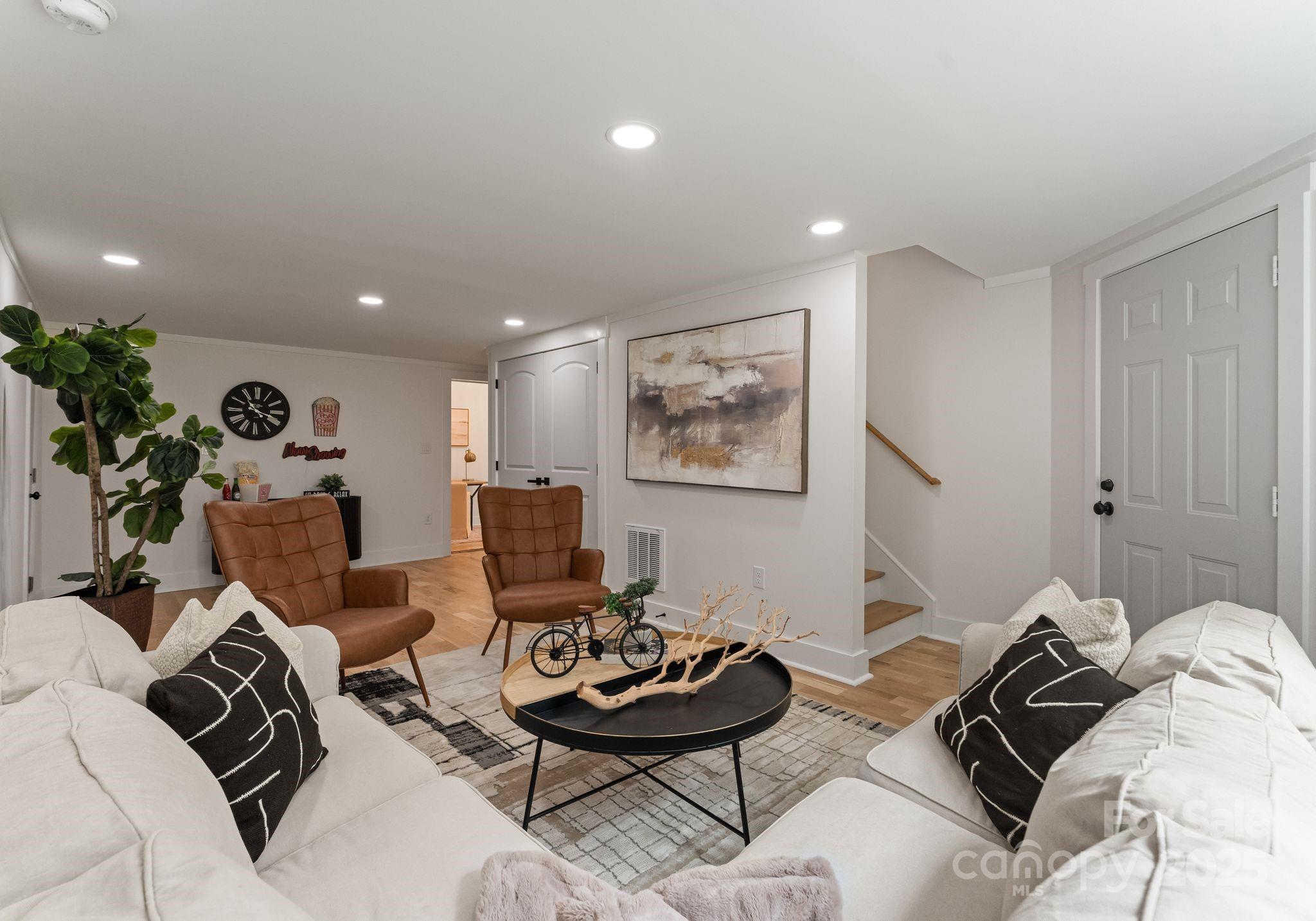 Photo 32 of 6326 Cedar Croft Drive, Charlotte, NC