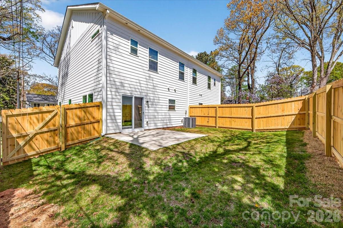 2028 Mandarin Boulevard, Charlotte, NC - photo 30 of 31