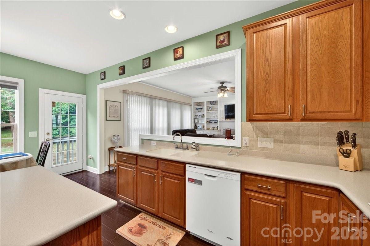 Photo 21 of 10604 Knight Castle Drive60, Charlotte, NC