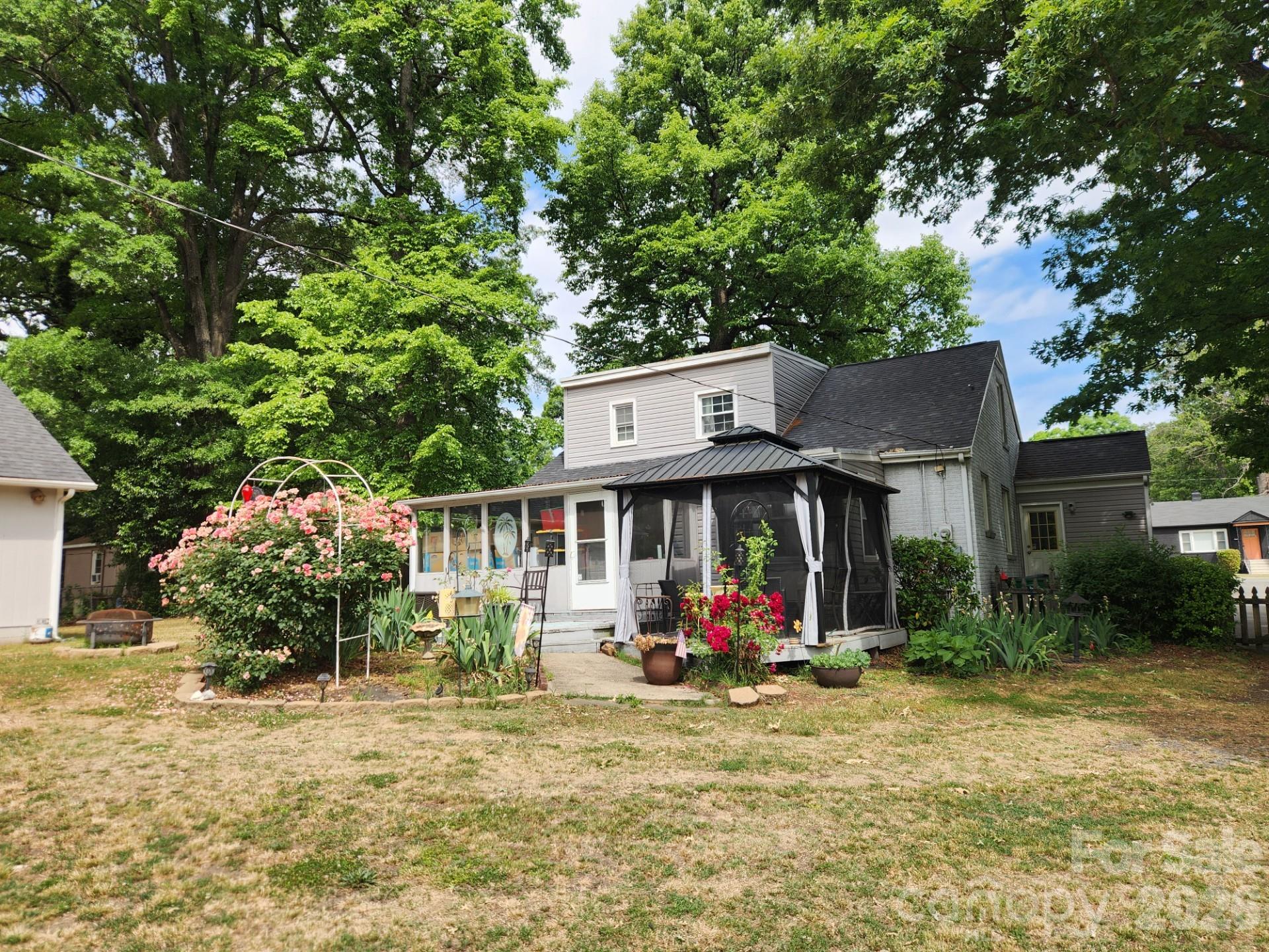 Photo 20 of 3922 Mcmillan Street, Charlotte, NC