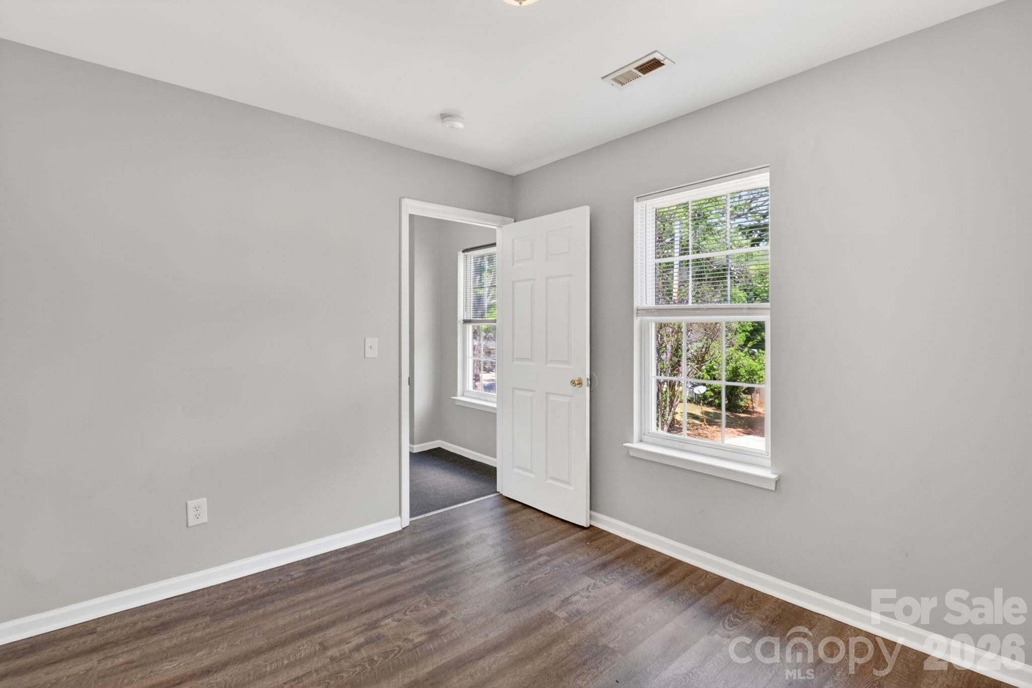 3335 Avalon Avenue, Charlotte, NC - photo 28 of 32