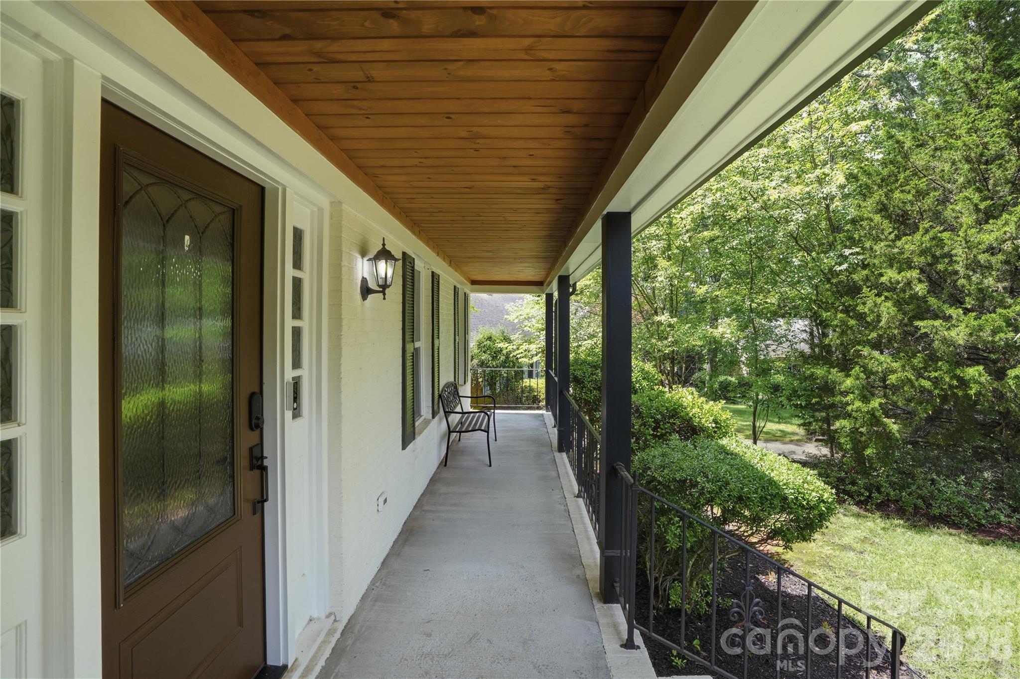 Photo 4 of 5910 Grosner Place, Charlotte, NC