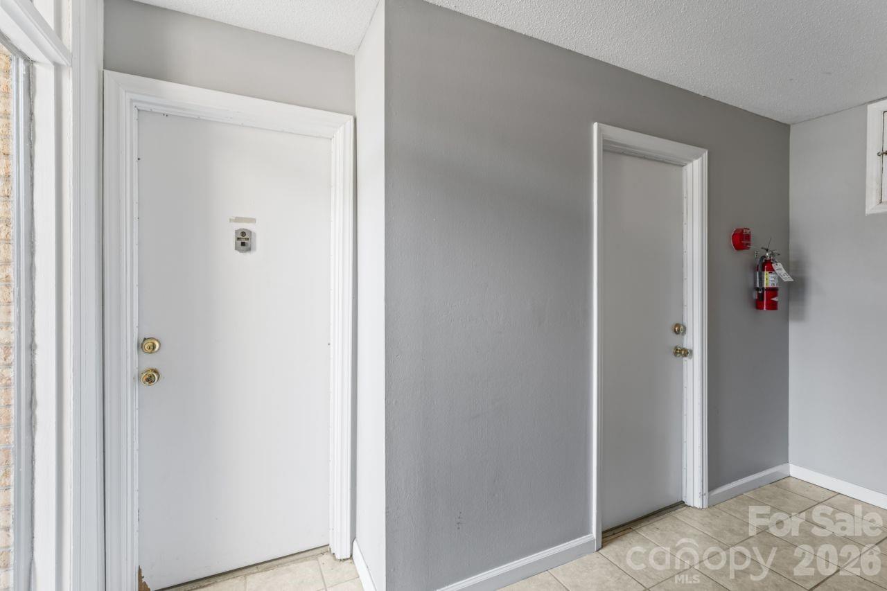 Photo 5 of 4747 Hedgemore DriveB, Charlotte, NC