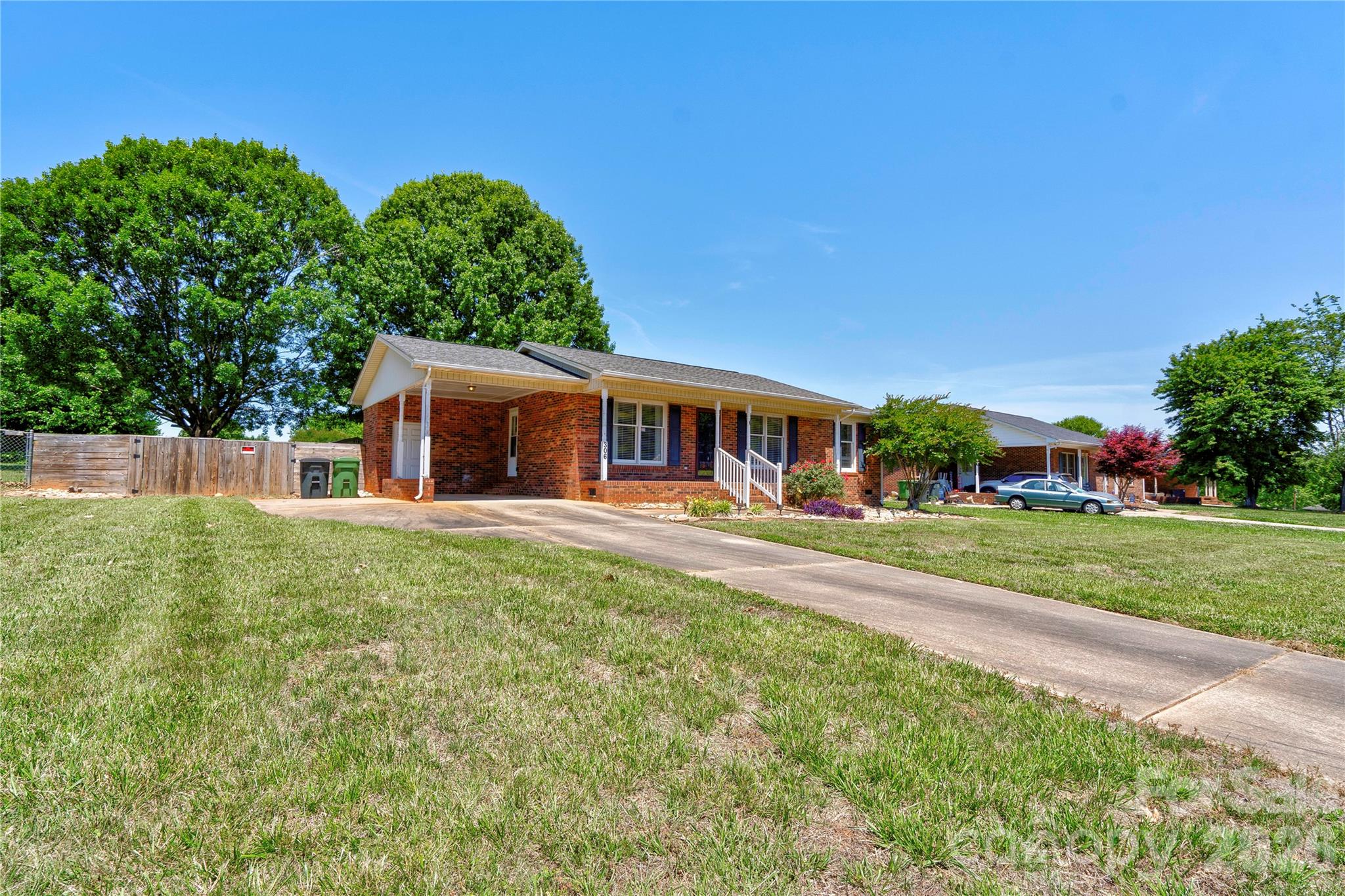 Photo 2 of 306 Southglenn Drive, Shelby, NC