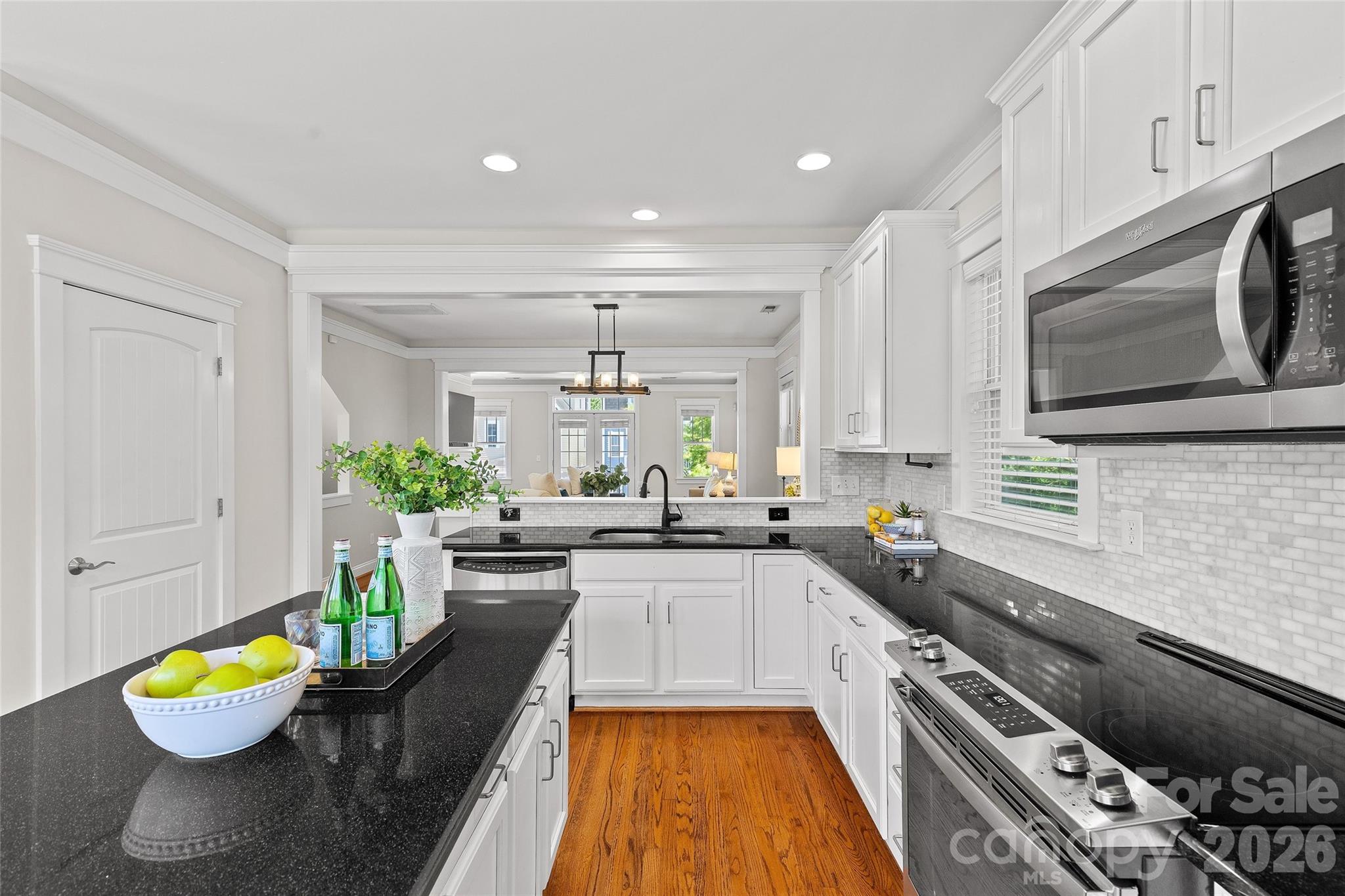 Home for sale at 540 Dubois Court, Charlotte, NC — photo 8 of 35