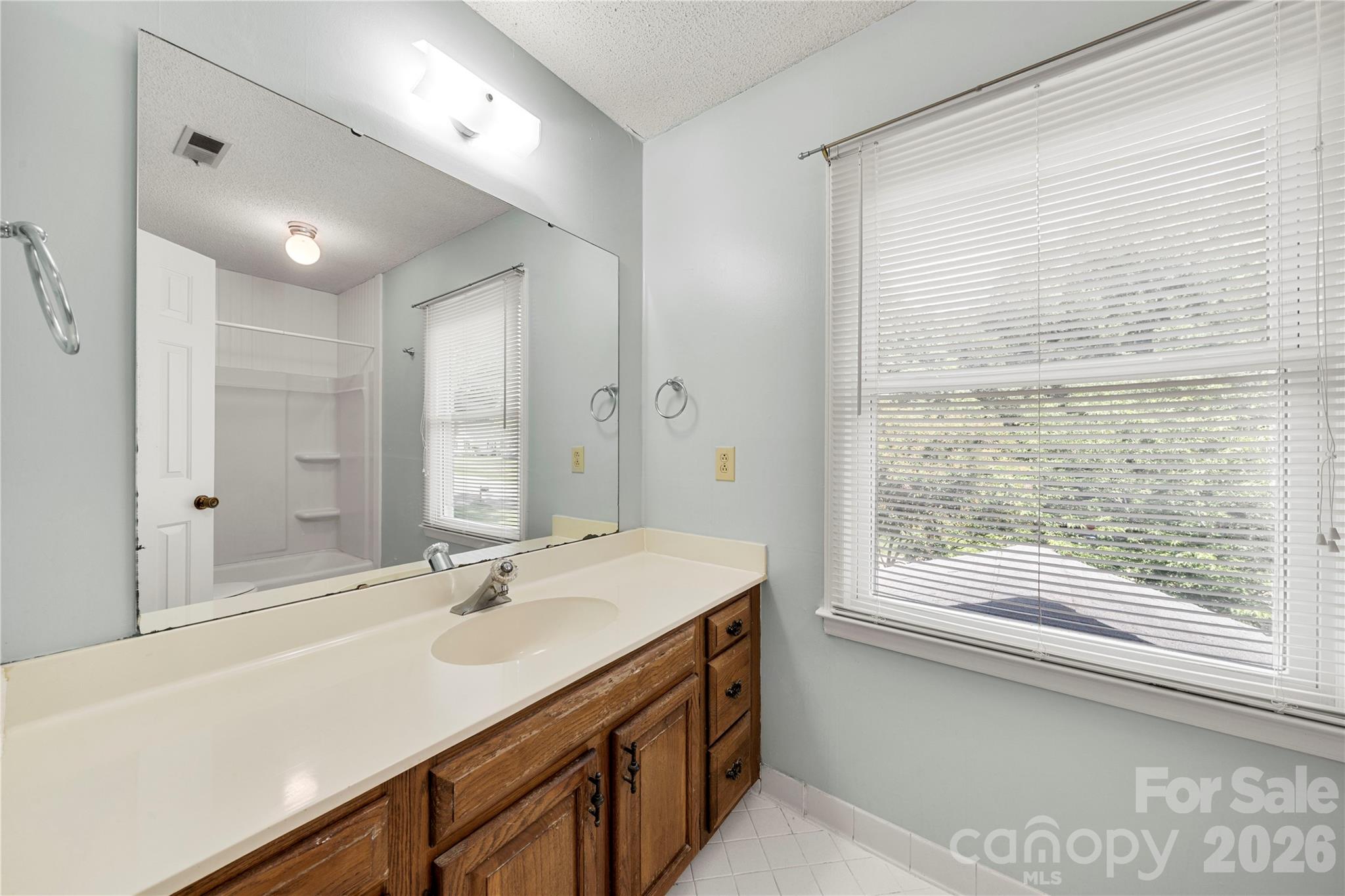 Home for sale at 628 Bellows Lane, Charlotte, NC — photo 29 of 43