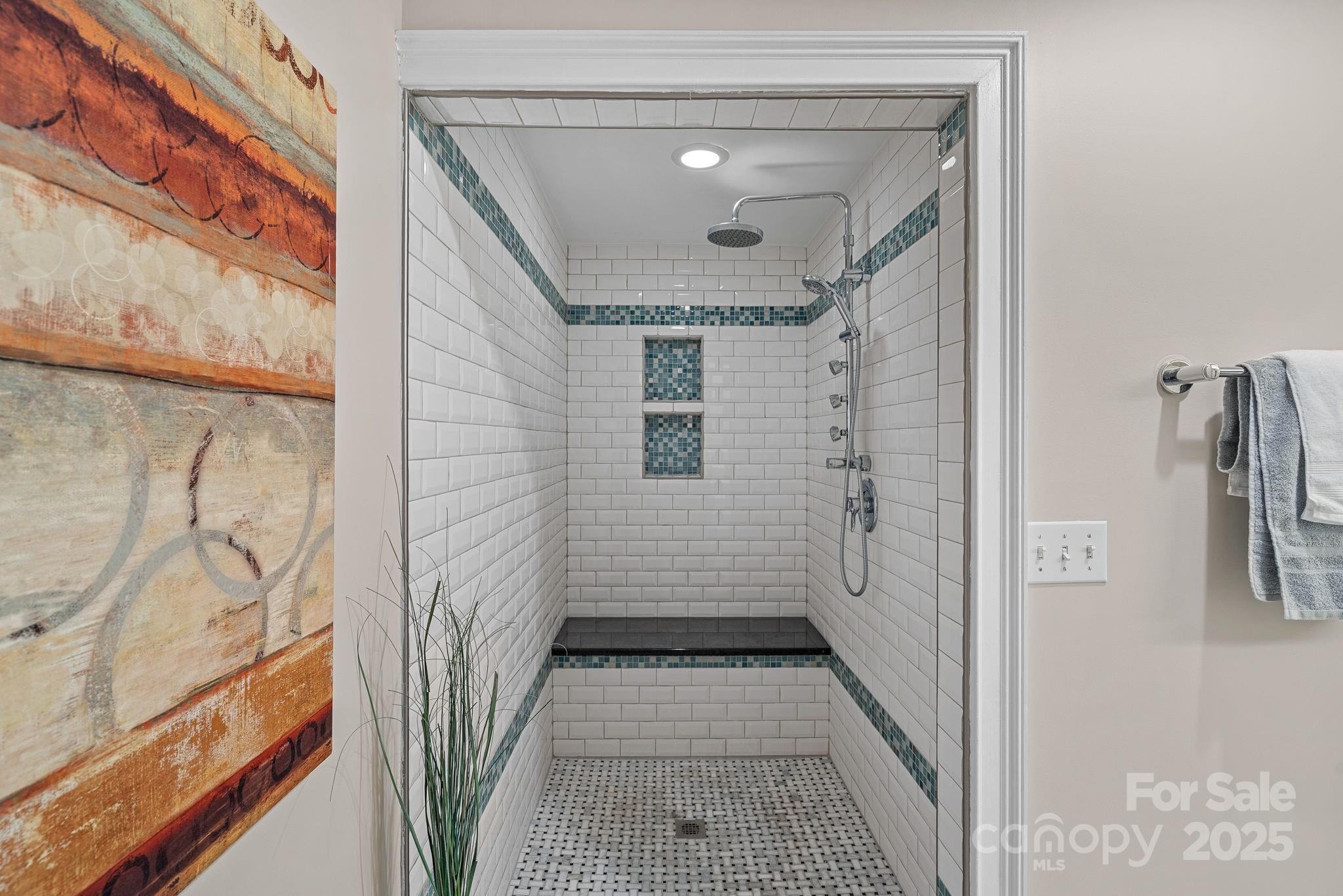 Photo 10 of 315 Arlington Avenue607, Charlotte, NC