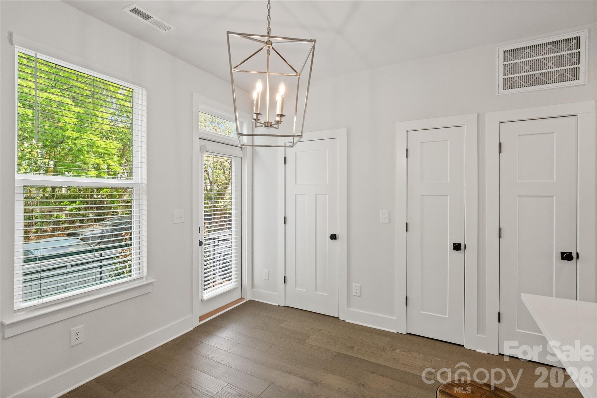 Photo 13 of 5040 York Park Lane, Charlotte, NC