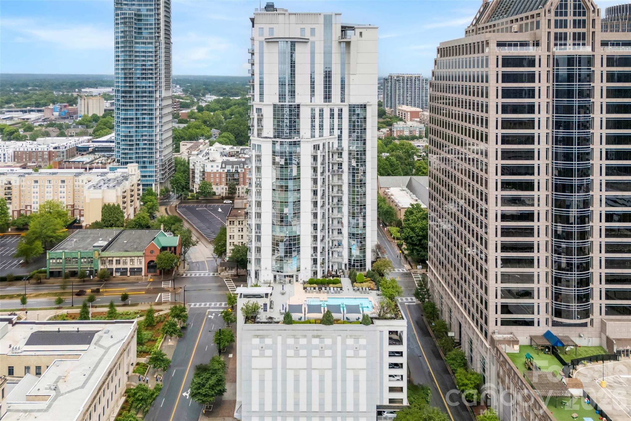 Photo 3 of 333 W Trade Street500, Charlotte, NC