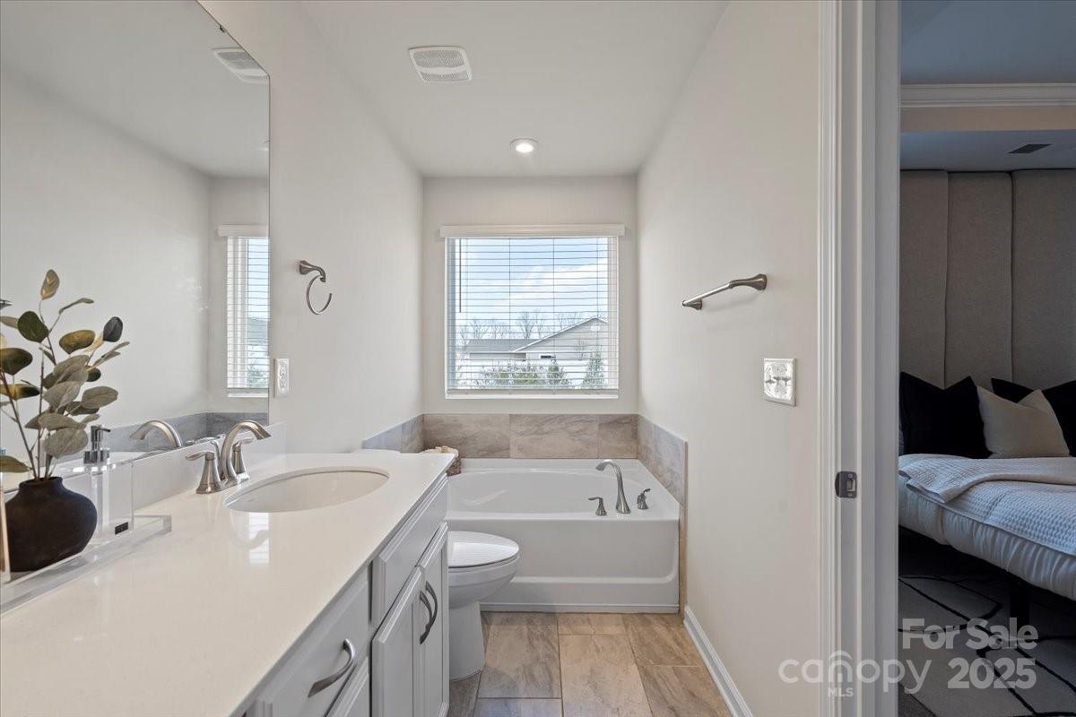 Photo 18 of 9042 Northfield Crossing Drive, Charlotte, NC