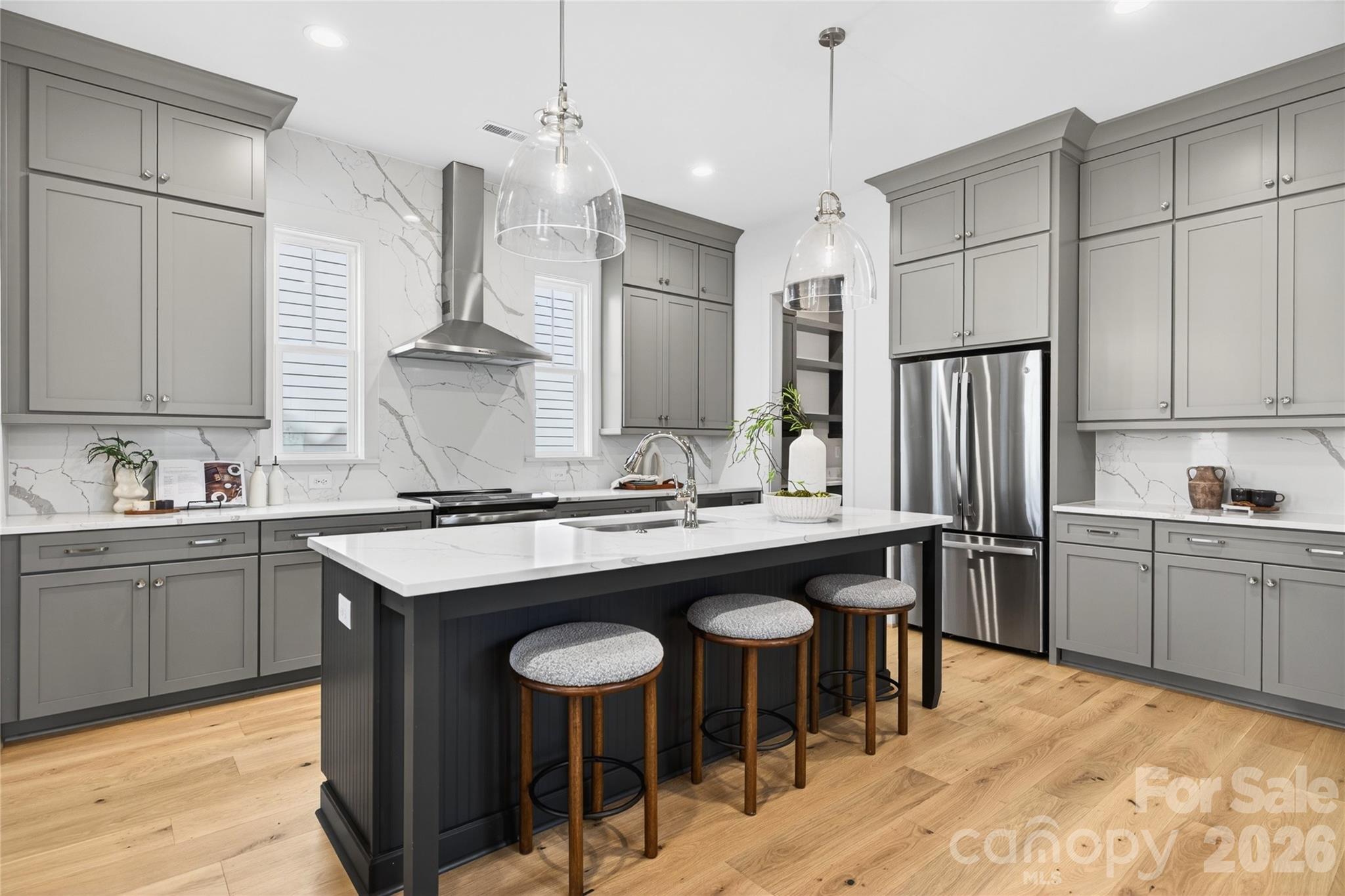 Photo 4 of 7245 Westrow Avenue, Charlotte, NC
