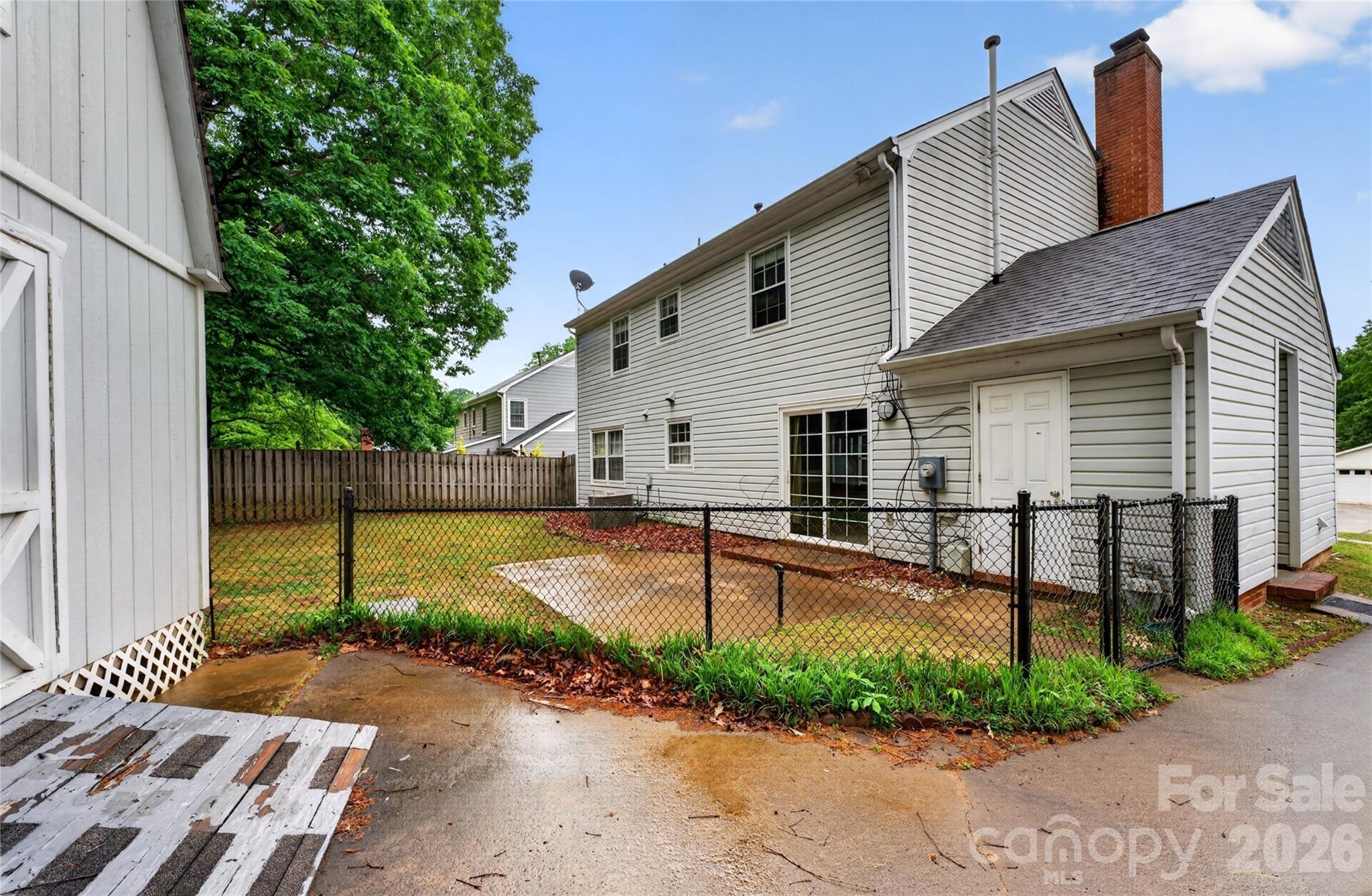 Photo 17 of 621 Winter Wood Drive, Matthews, NC