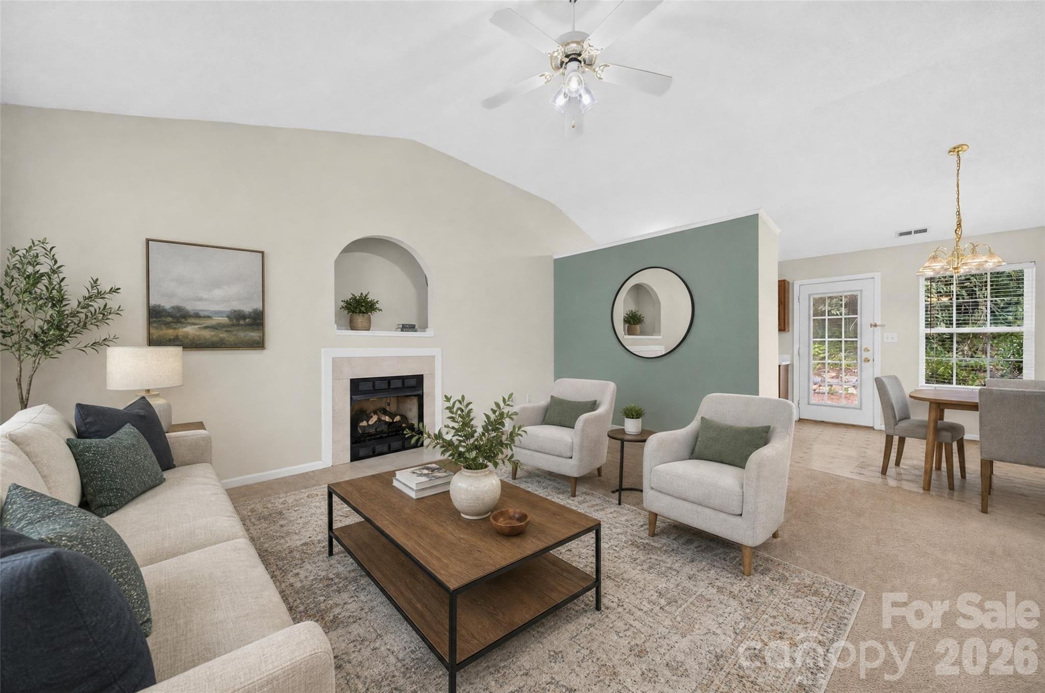 Home for sale at 4627 Victory Lane, Charlotte, NC — photo 14 of 39