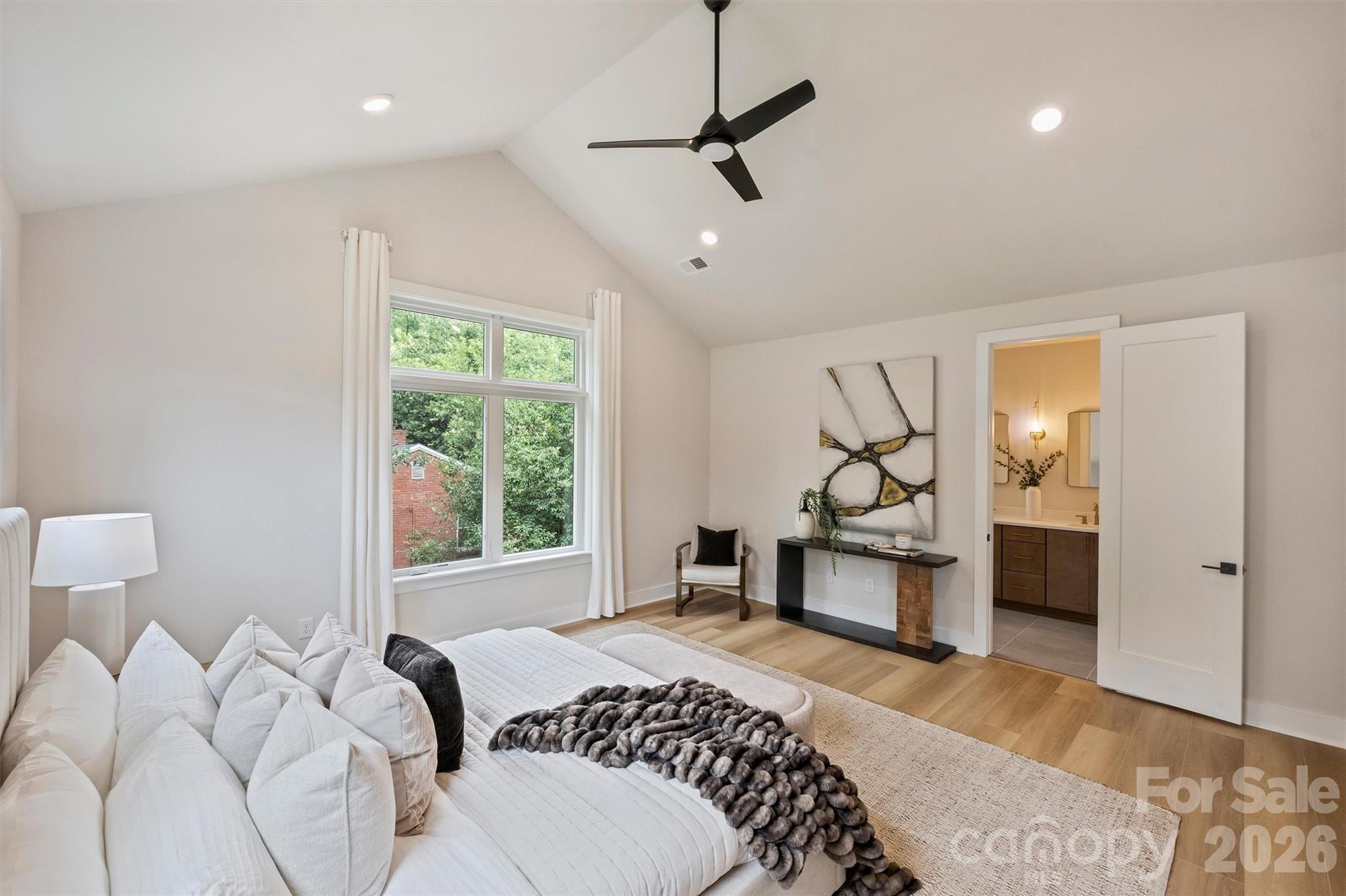 Photo 9 of 2701 Catalina Avenue, Charlotte, NC