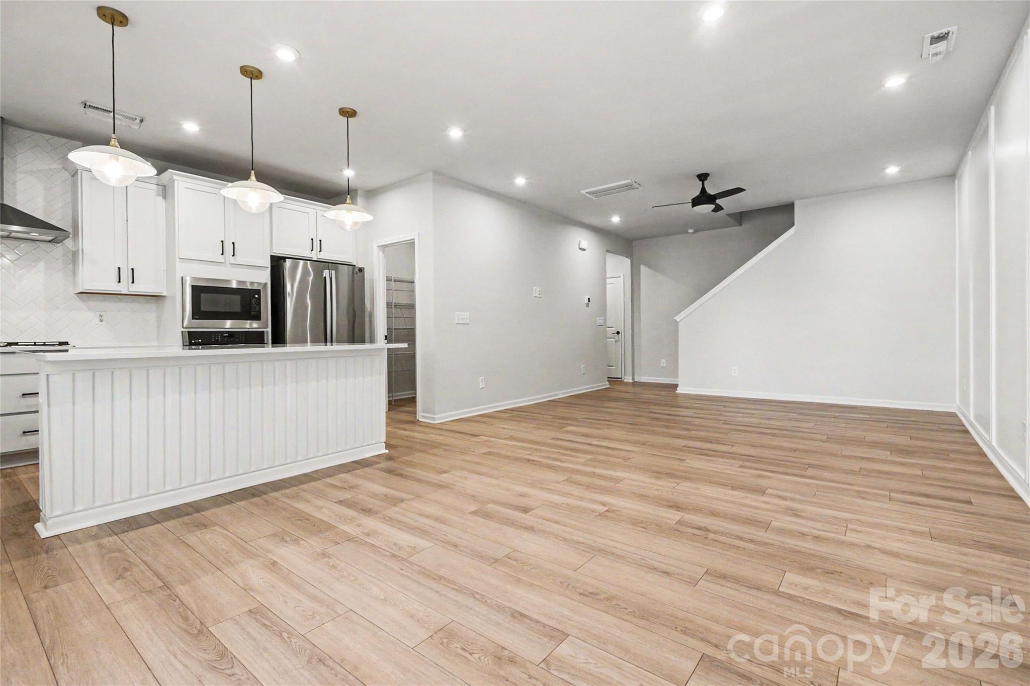 908 Kinsey Alley, Charlotte, NC - photo 4 of 27