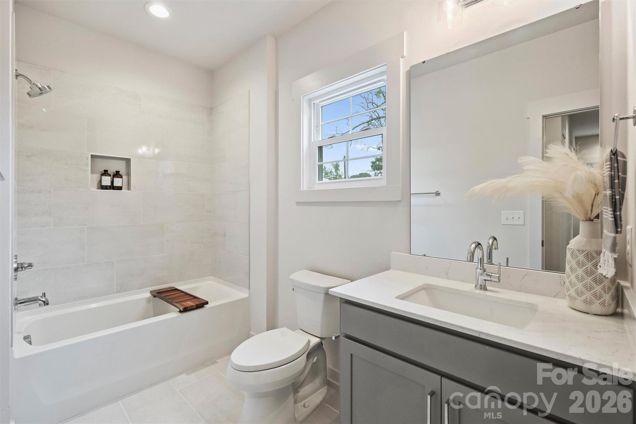 201 Coxe Avenue, Charlotte, NC - photo 14 of 21