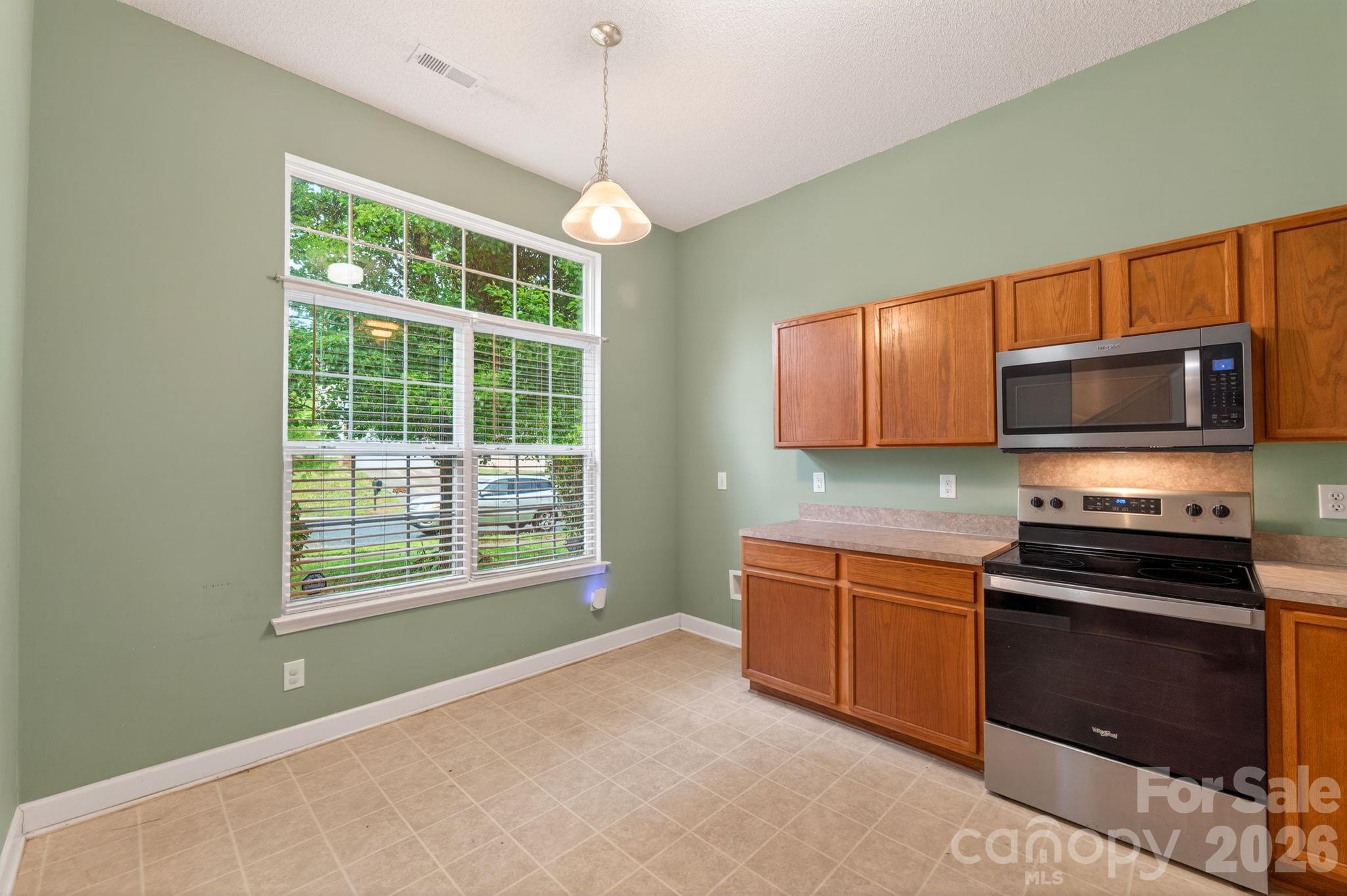 Photo 12 of 1423 Quail Street, Charlotte, NC
