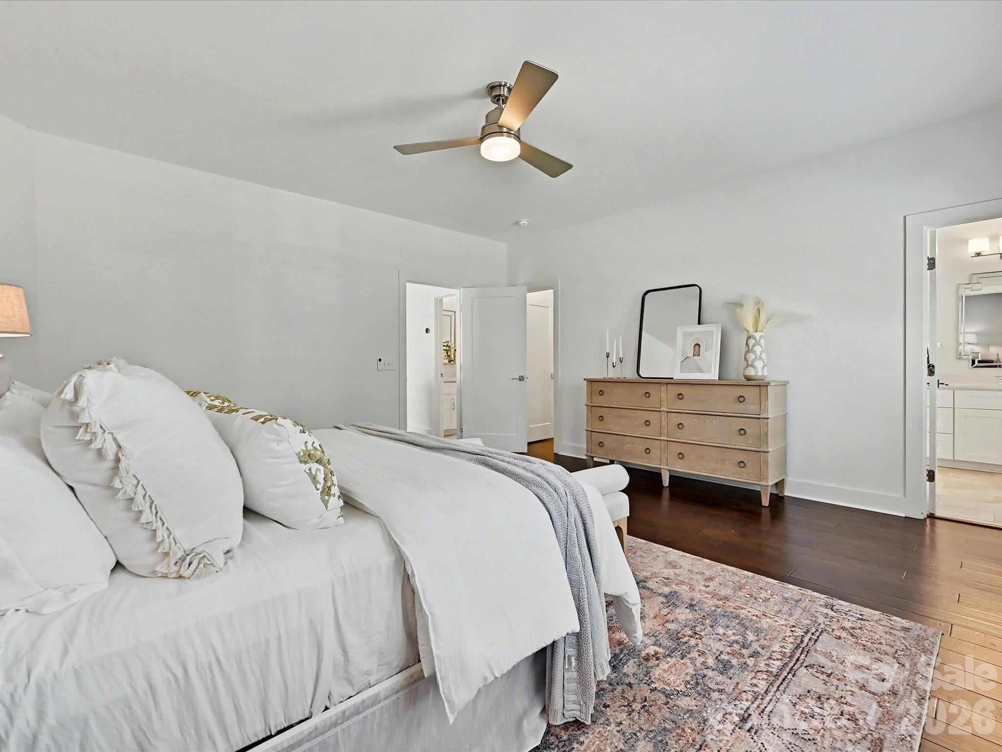 1216 Lomax Avenue, Charlotte, NC - photo 22 of 38