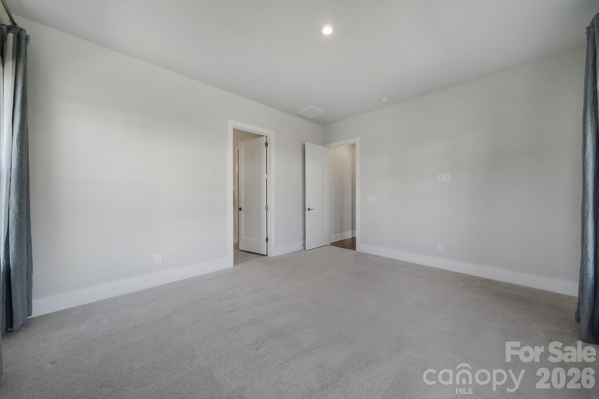 Photo 19 of 8021 Brookbank Drive, Charlotte, NC
