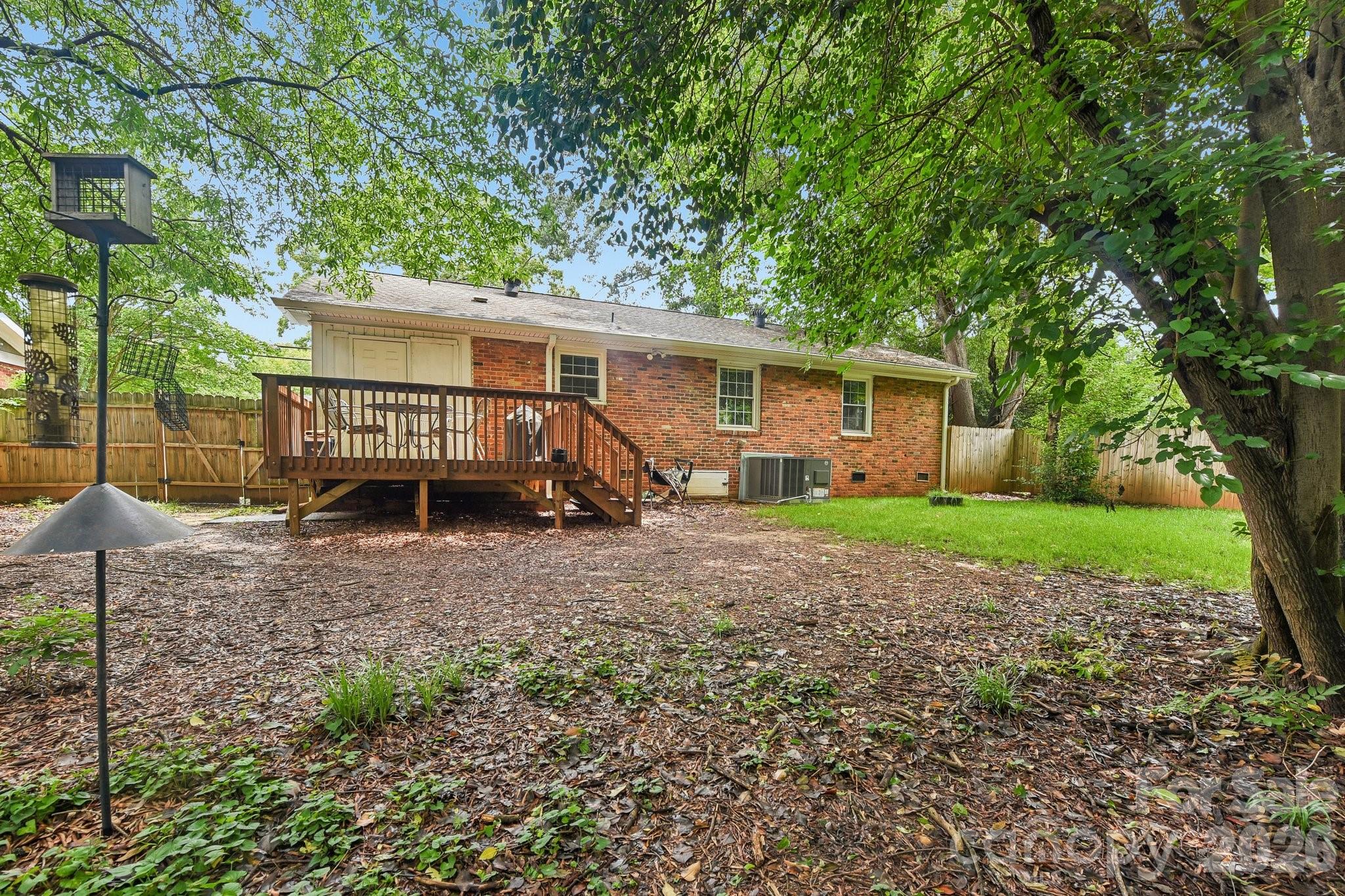 Home for sale at 933 Clanton Road, Charlotte, NC — photo 24 of 25
